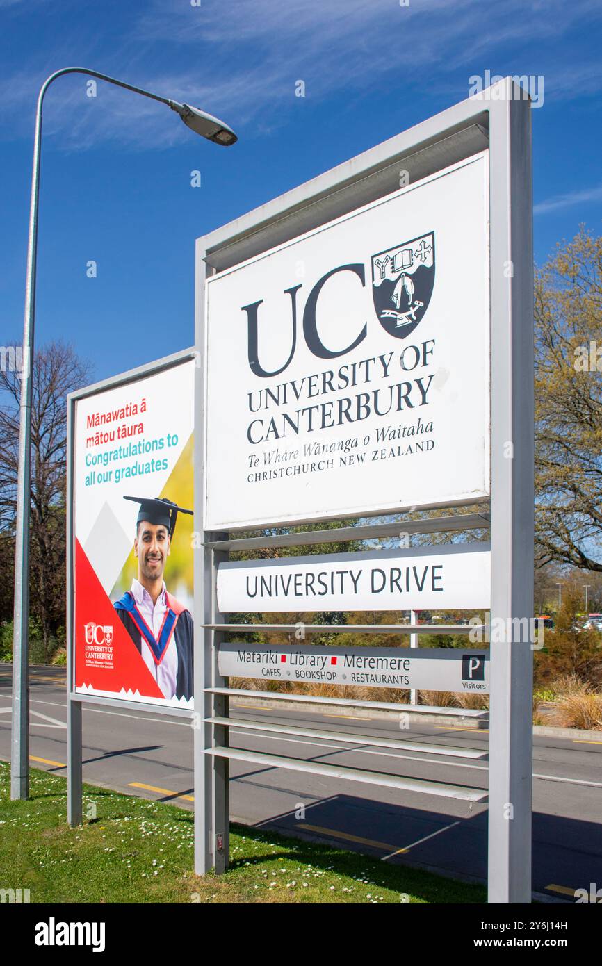Canterbury university sign avenue entrance uc christchurch kirkw hi-res ...