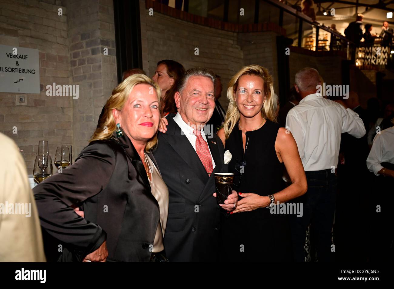 Jörg Woltmann mit Ehefrau Kerstin Woltmann und Tochter Sandra-Sophie ...