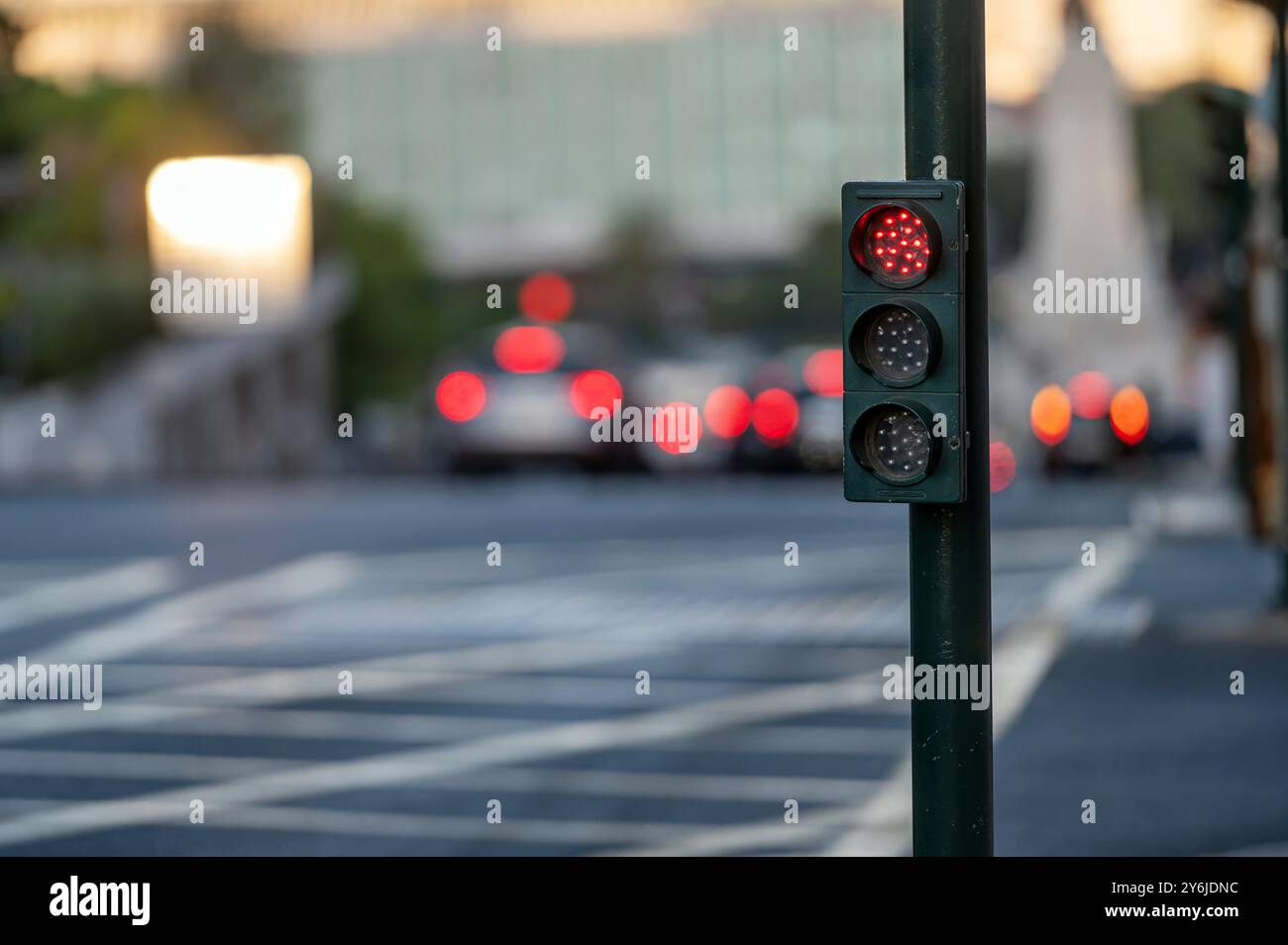 Vehicle waiting at red stop light hi-res stock photography and images ...