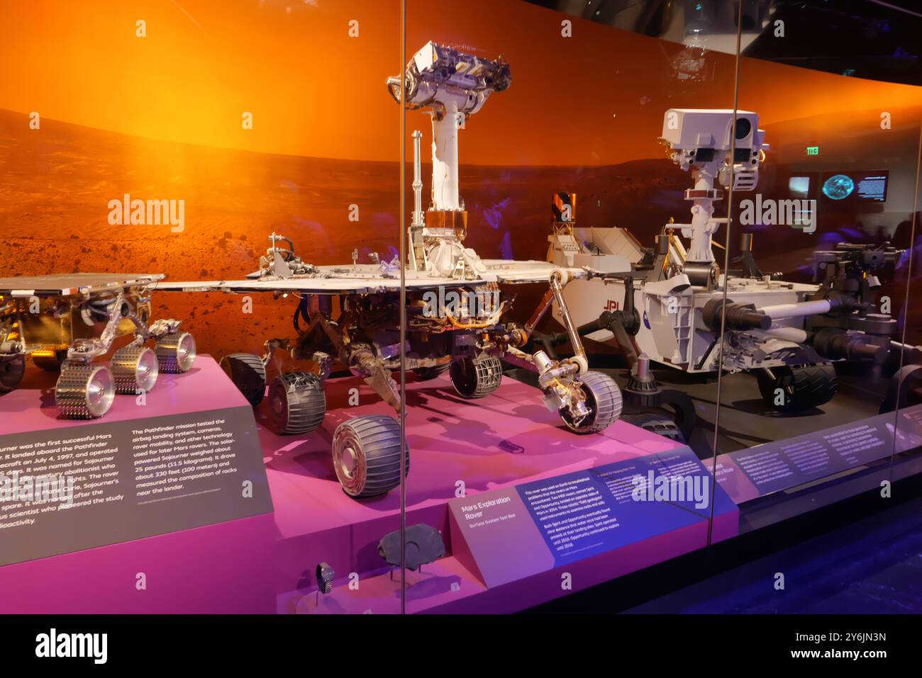 AN INTERNAL ROOM OF THE SMITHSONIAN NATIONAL MUSEUM OF AIR AND SPACE ...