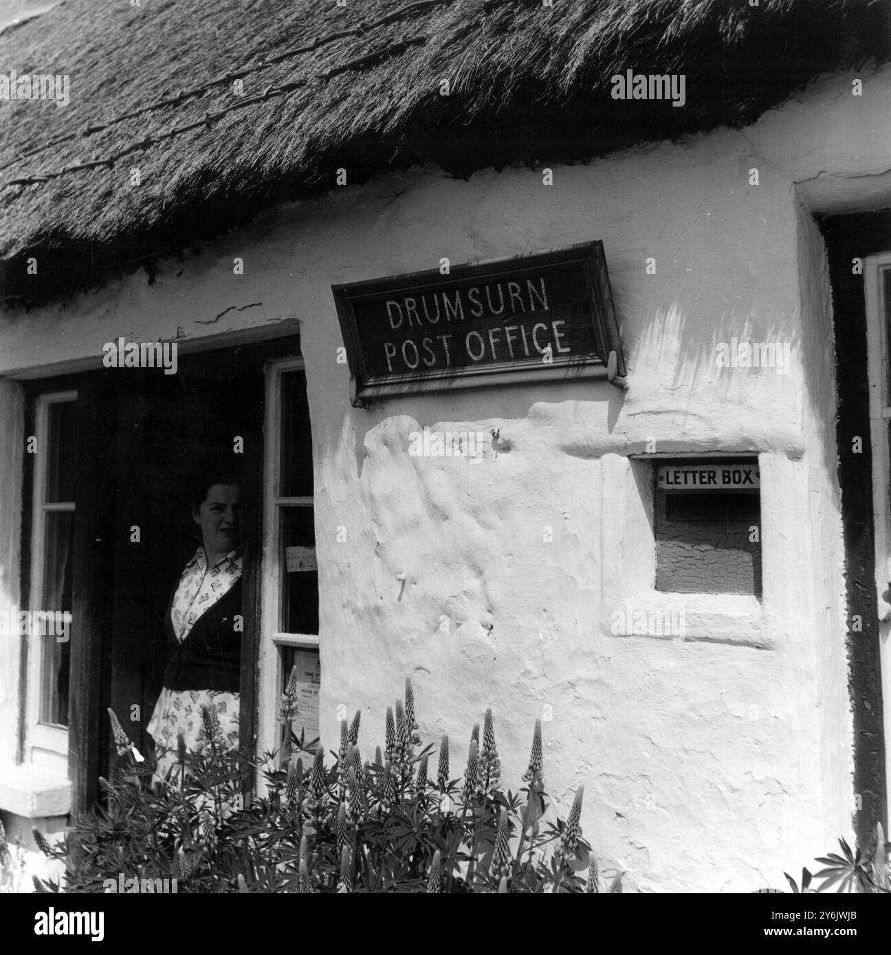 Uk july countryside Black and White Stock Photos & Images - Alamy