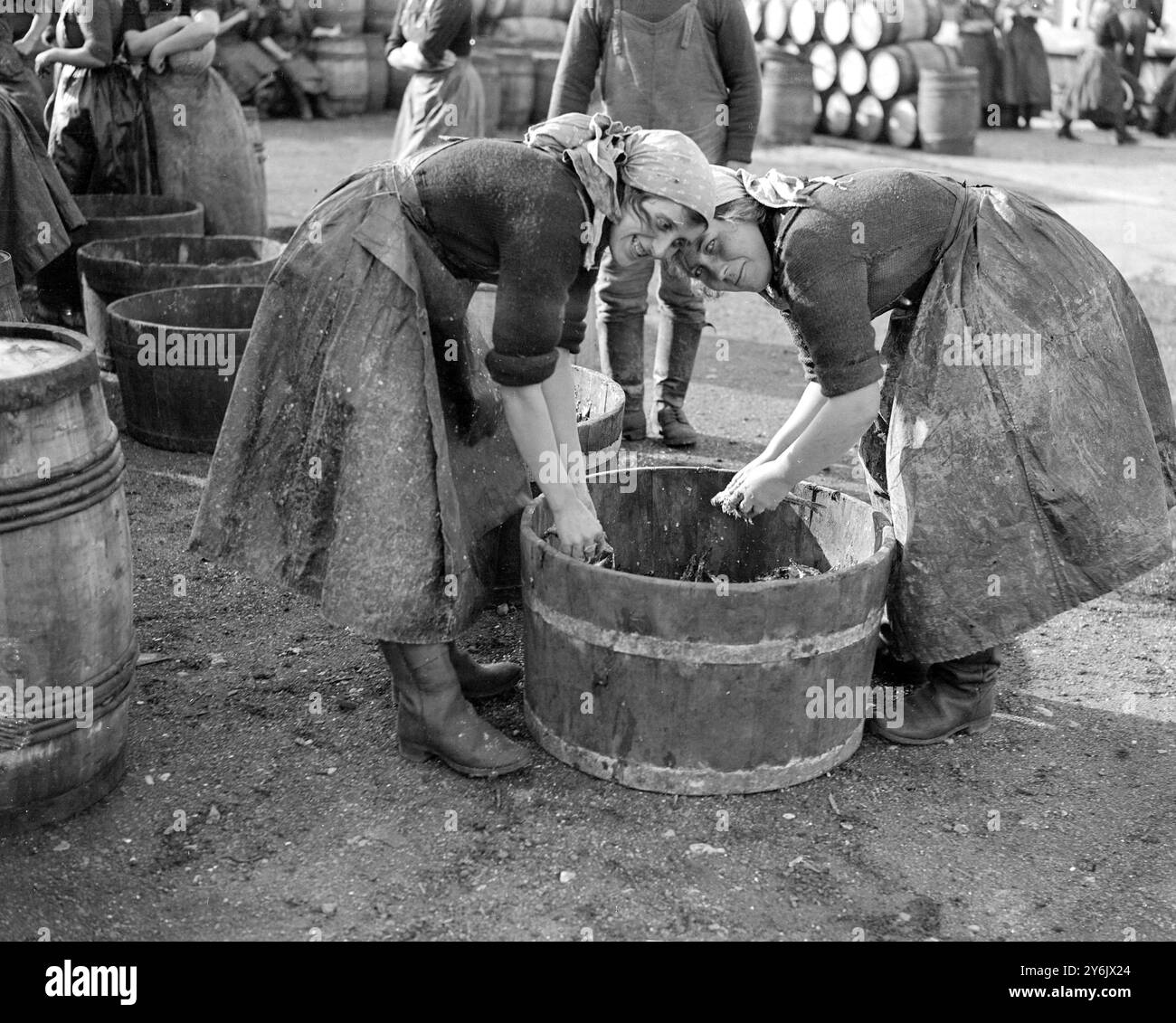 Dockside quayside Black and White Stock Photos & Images - Alamy