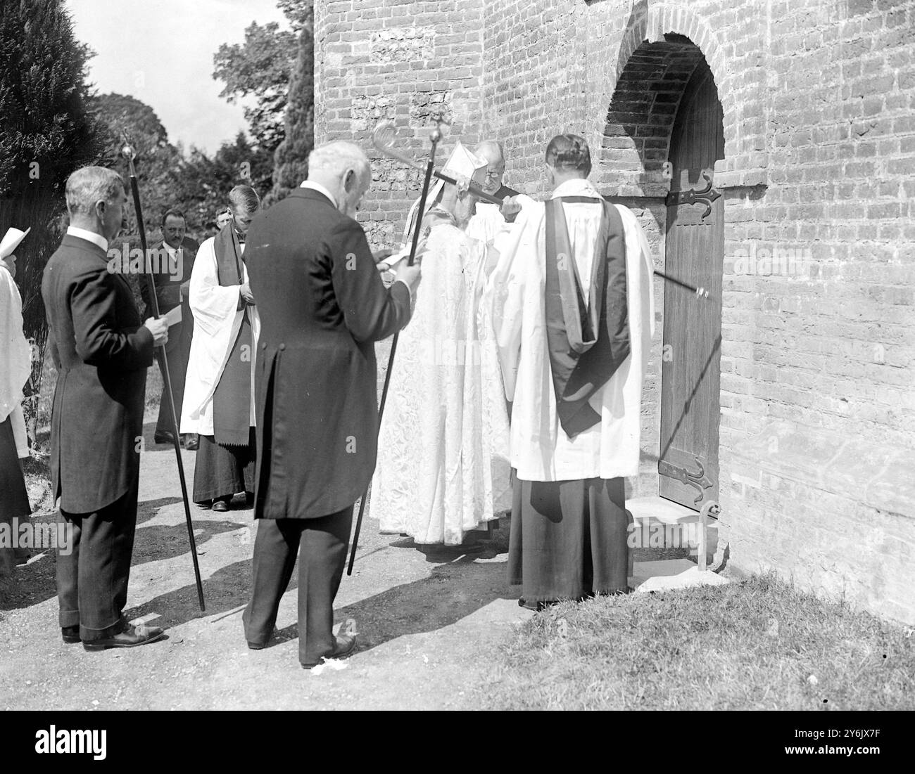 Wargrave Church reopened in Berkshire - England - ( St Mary the Virgin ...