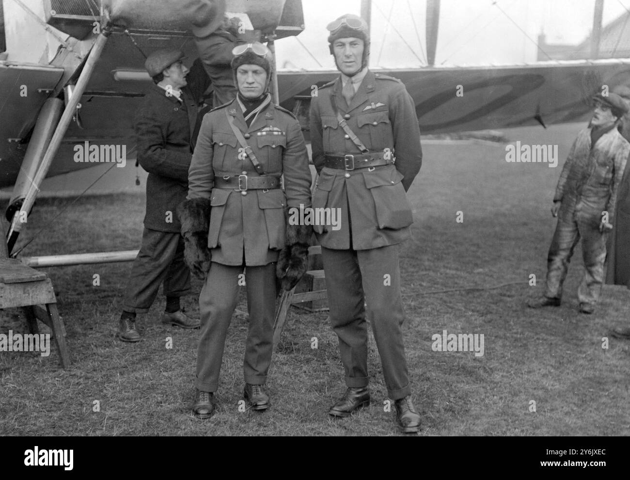 1919 england australia air race hi-res stock photography and images - Alamy