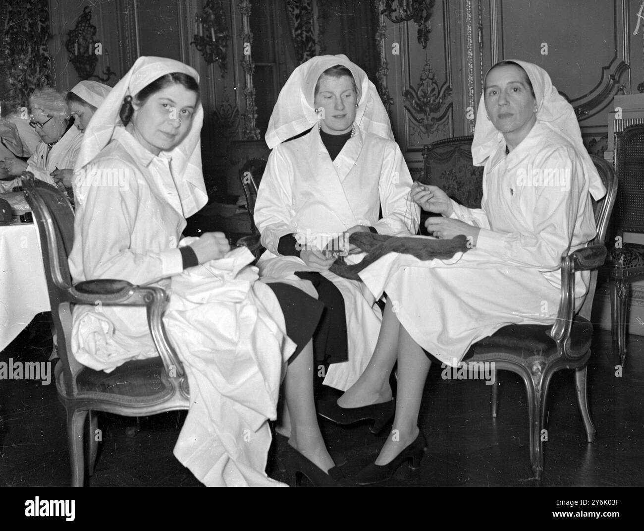 Diplomatic ladies " comforts " working party at Mrs Ronnie Greville ' s ...
