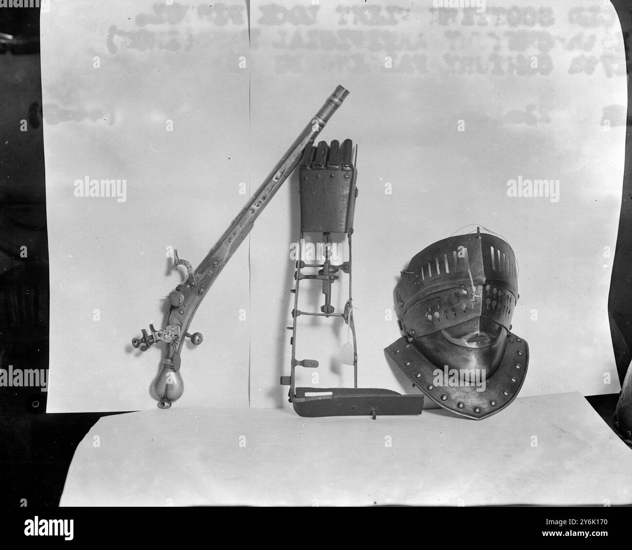 Relics at Sotheby ' s . An old Scottish Flint Lock Pistol . A 16th ...