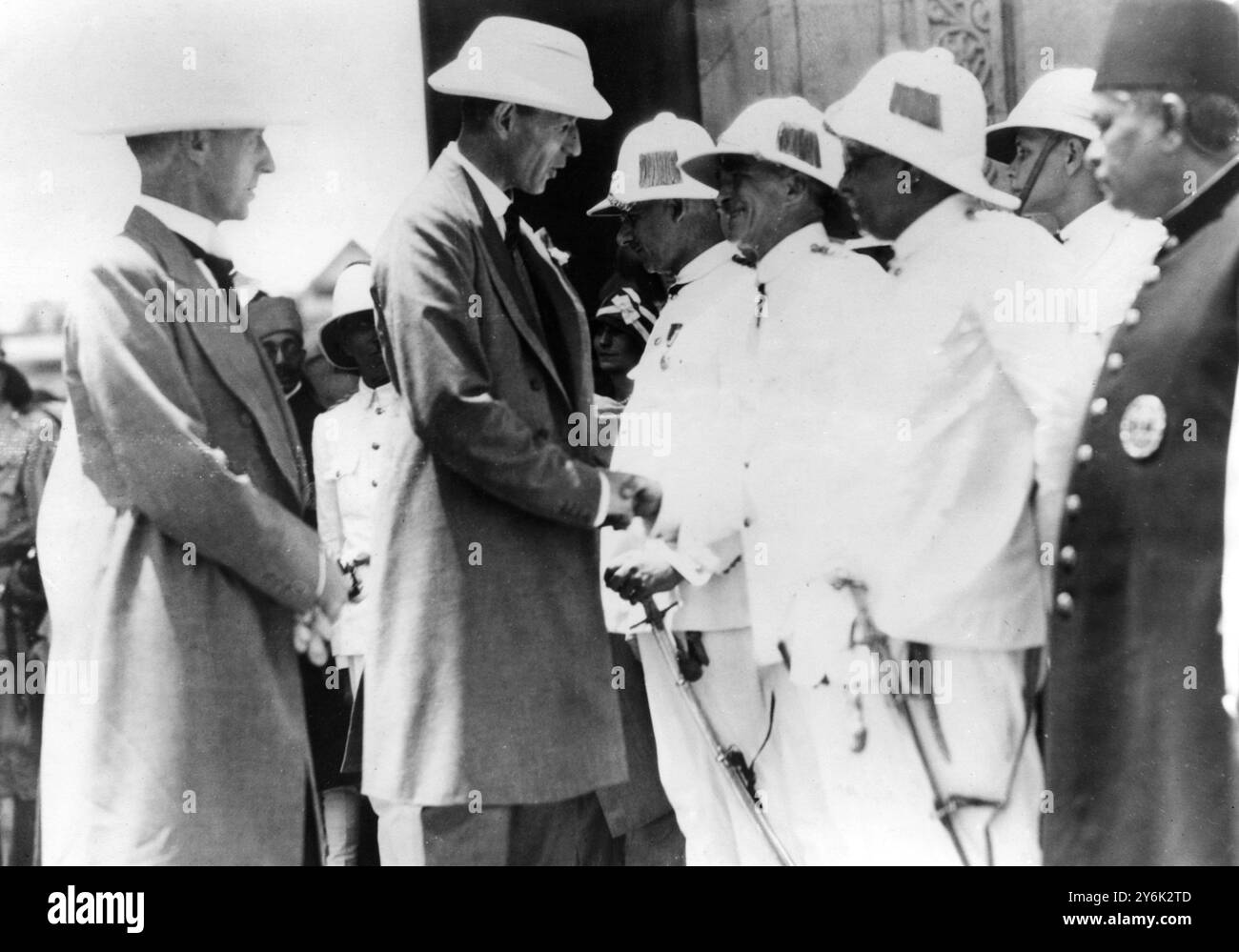 Lord Irwin's departure from India . Lord Irwin bids farewell to members ...