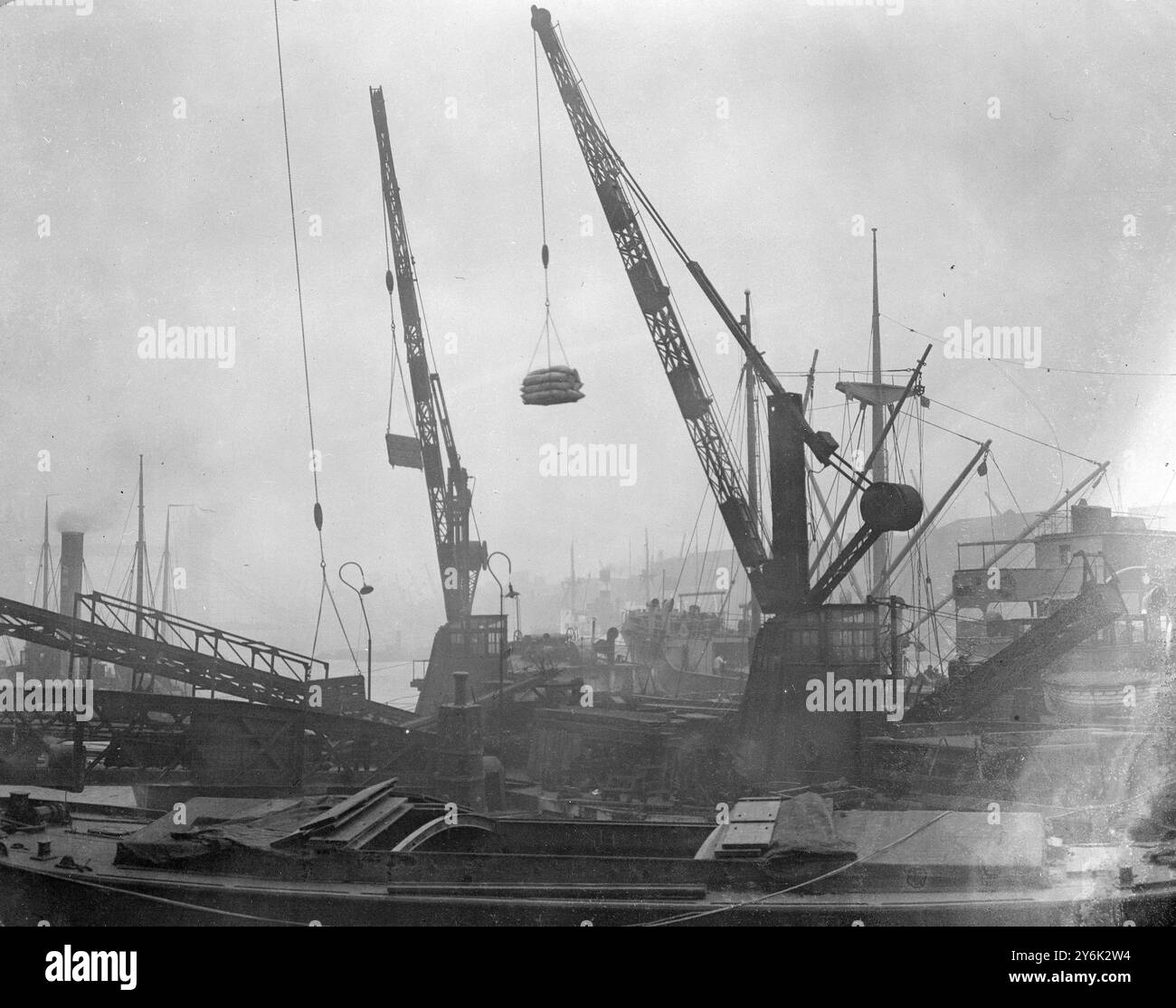 Unloading dutiable goods Black and White Stock Photos & Images - Alamy