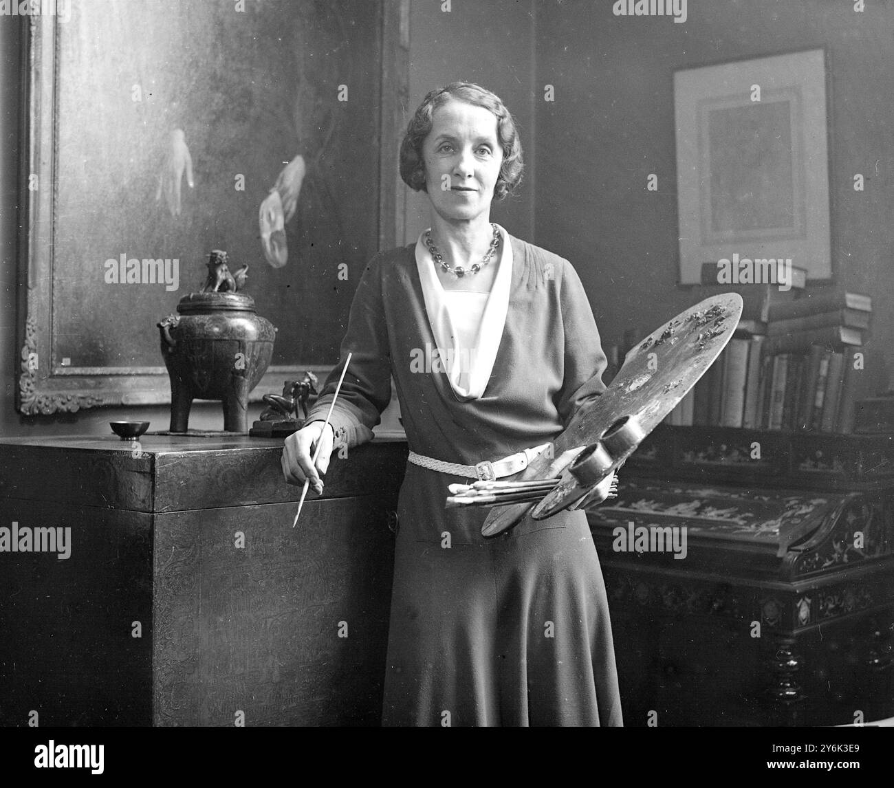 Miss Margaret Lindsay - Williams , the Welsh Lady Artist , who is seen ...