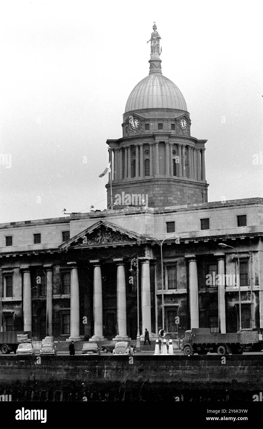 Dublin : Unlike most European buildings such as the modern on on the ...