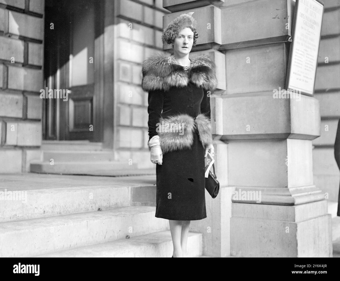 Scottish Art Exhibition at Burlington House . Lady Illingworth . 5 ...