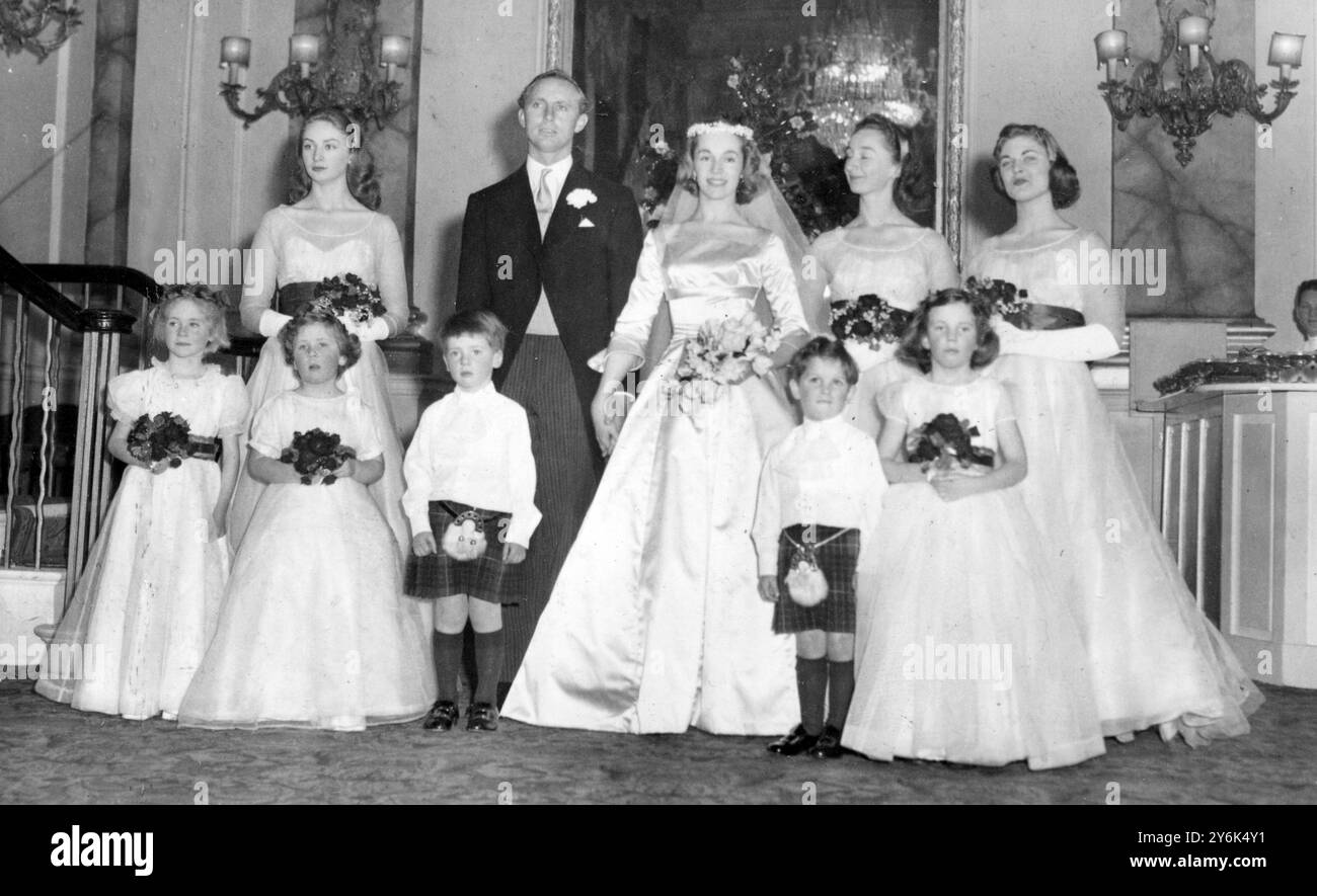 Ballerina Mary Drage member of the Royal Ballet to give up dancing . At ...