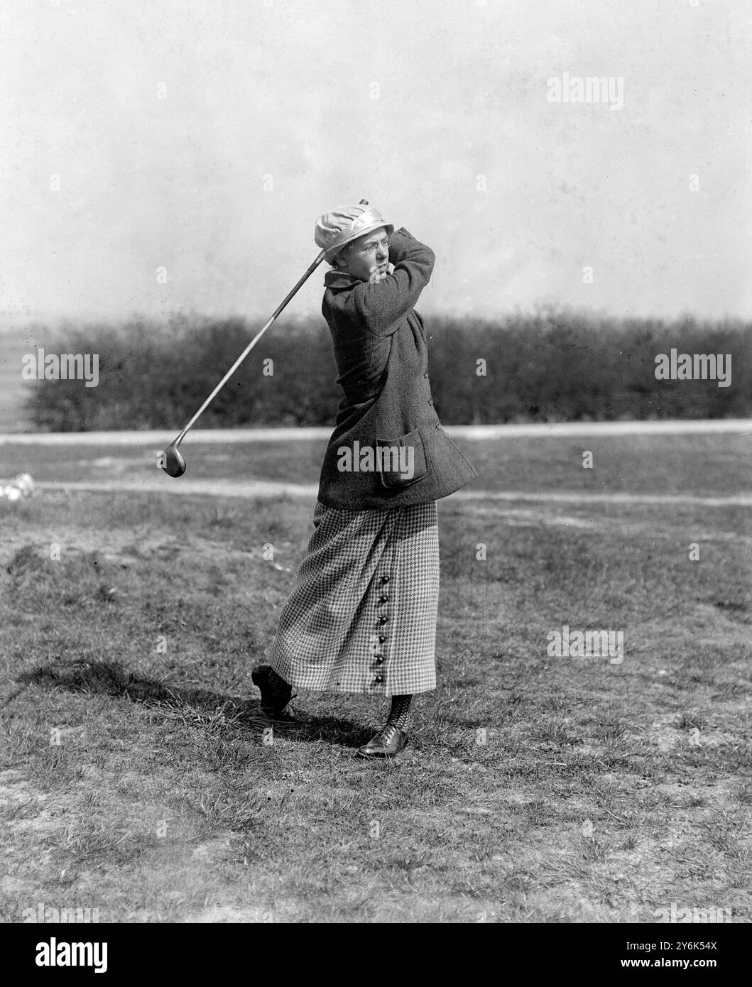 Womens golf at the Sandy Lodge Golf Club , Northwood , Middlesex Miss A ...
