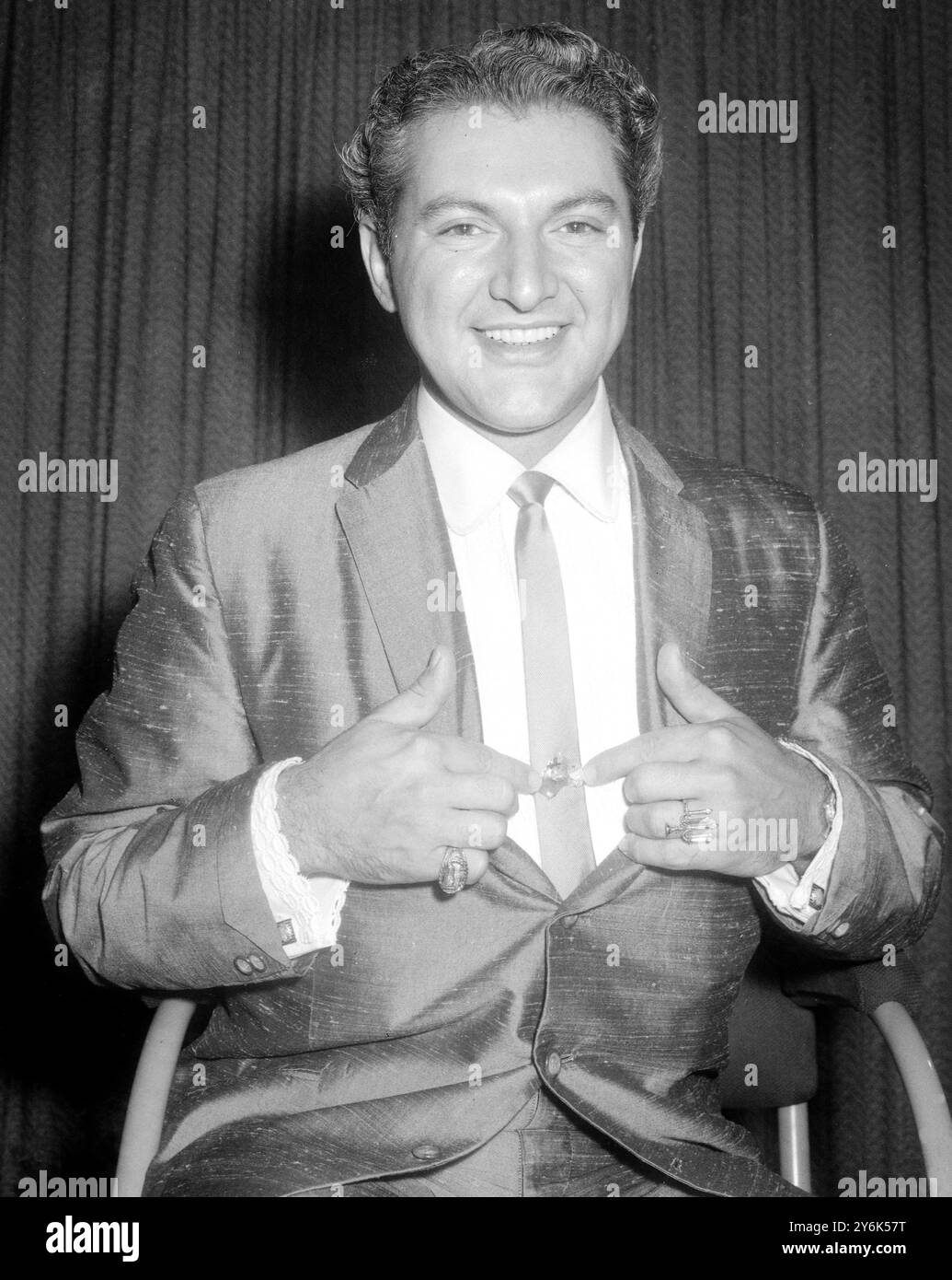 Liberace the famous American TV pianist seen in the London Airport ...