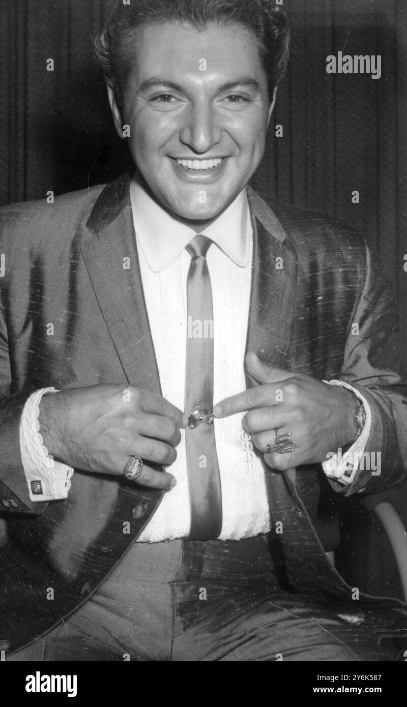 Liberace the famous American TV pianist seen in the London Airport ...