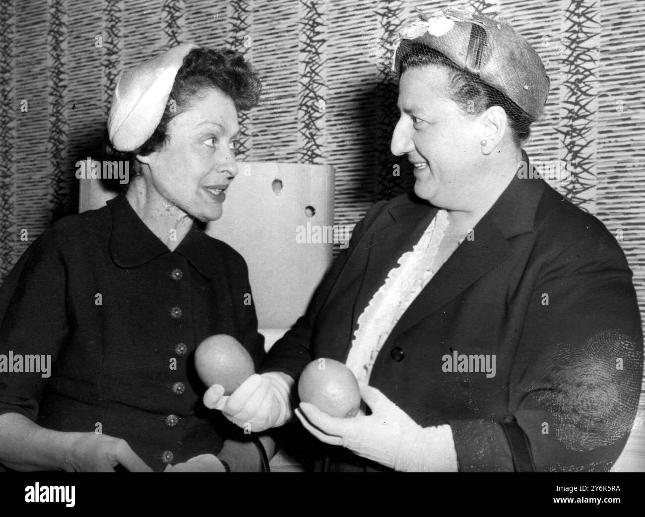 London England Mrs Molly Bar - David of Israel holding two oranges is ...
