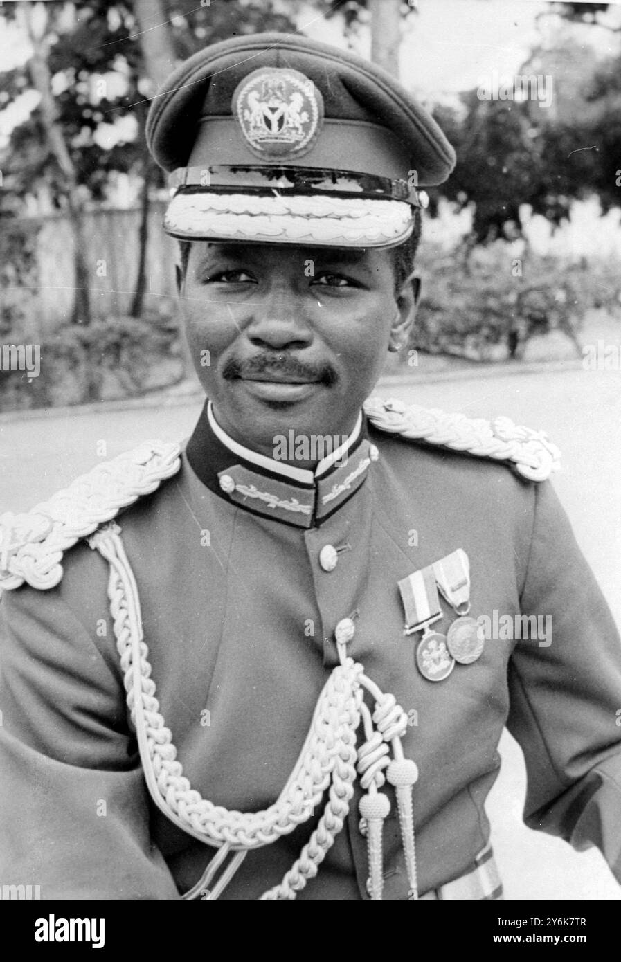 Lagos Nigeria Major General Yakubu Gown in his new uniform as Major ...