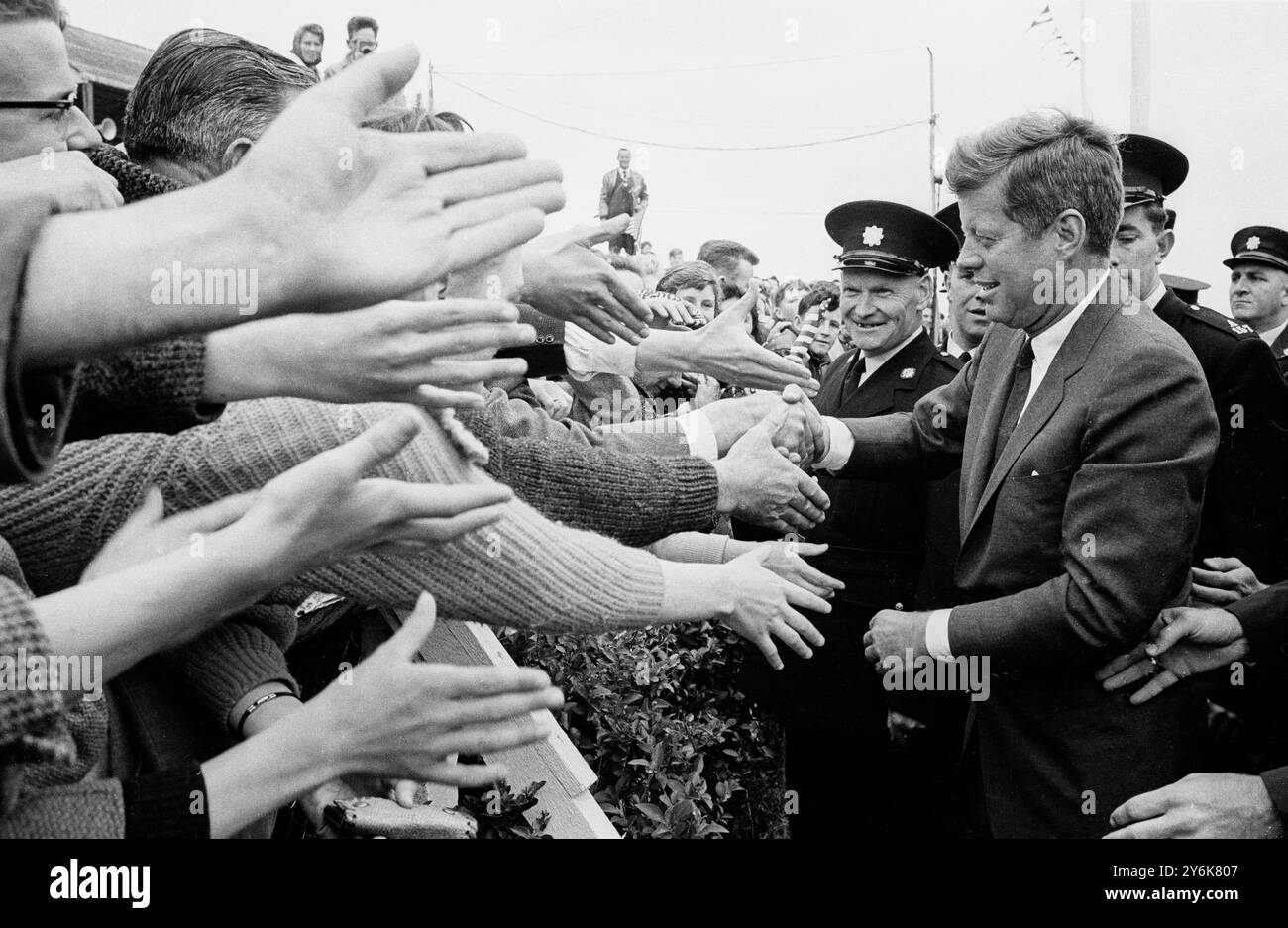 Kennedy ireland 1963 hi-res stock photography and images - Alamy