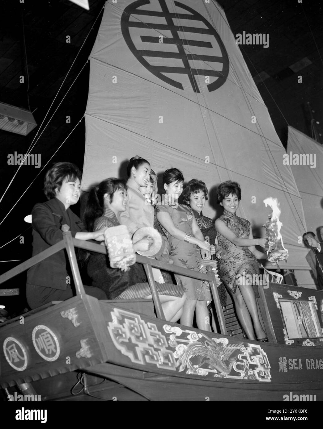 Exotic Girls from the World of Susie Wong show launched a Chinese ...