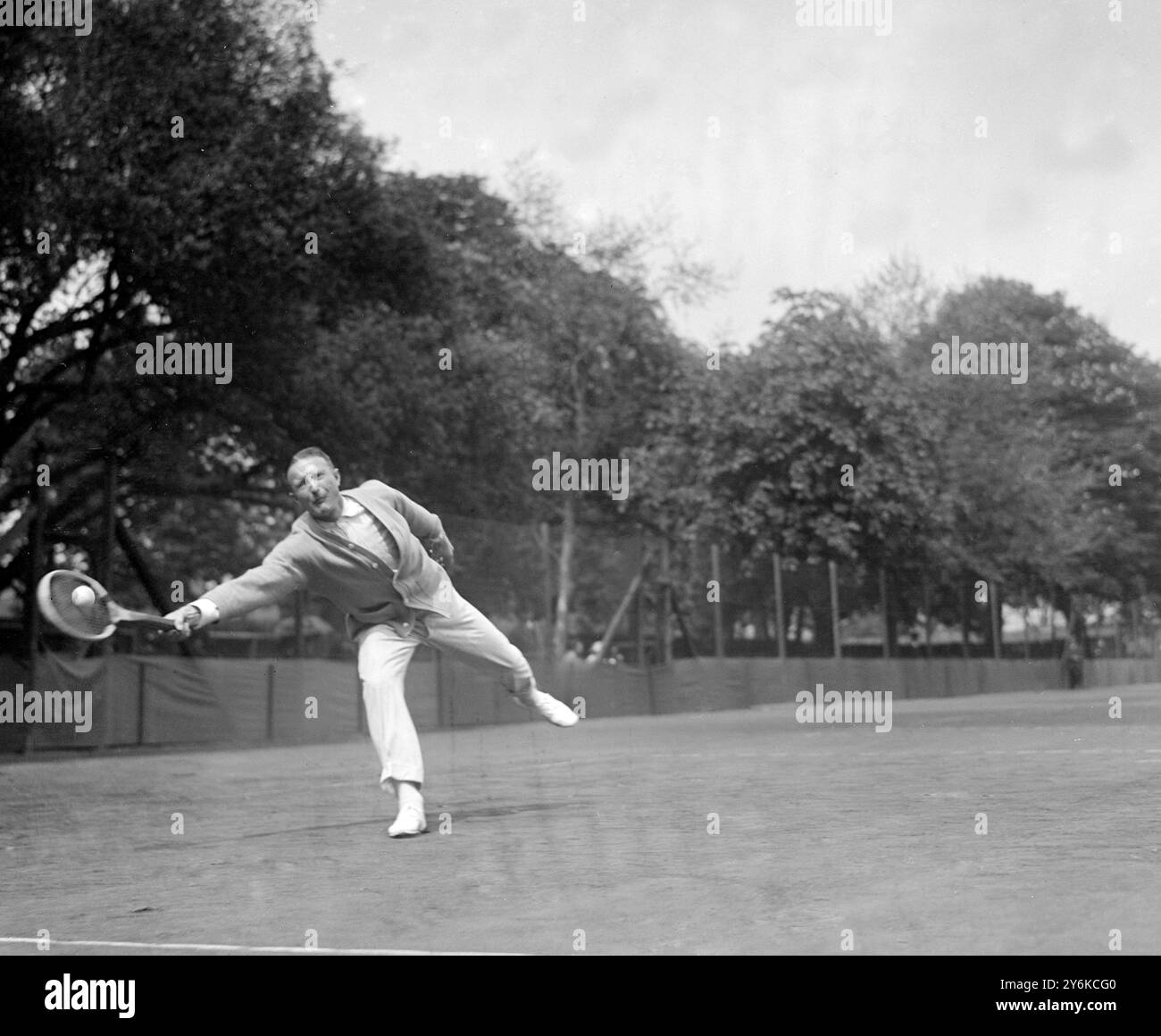 Tennis at Hurlingham. Gordon Lowe, at the tennis tournament. 5 May 1921 ...