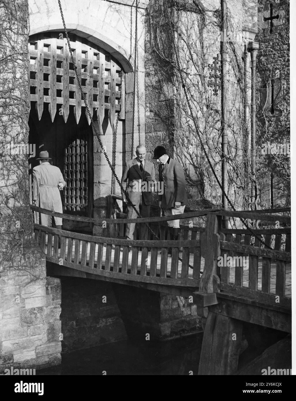 Childhood home of anne boleyn Black and White Stock Photos & Images - Alamy