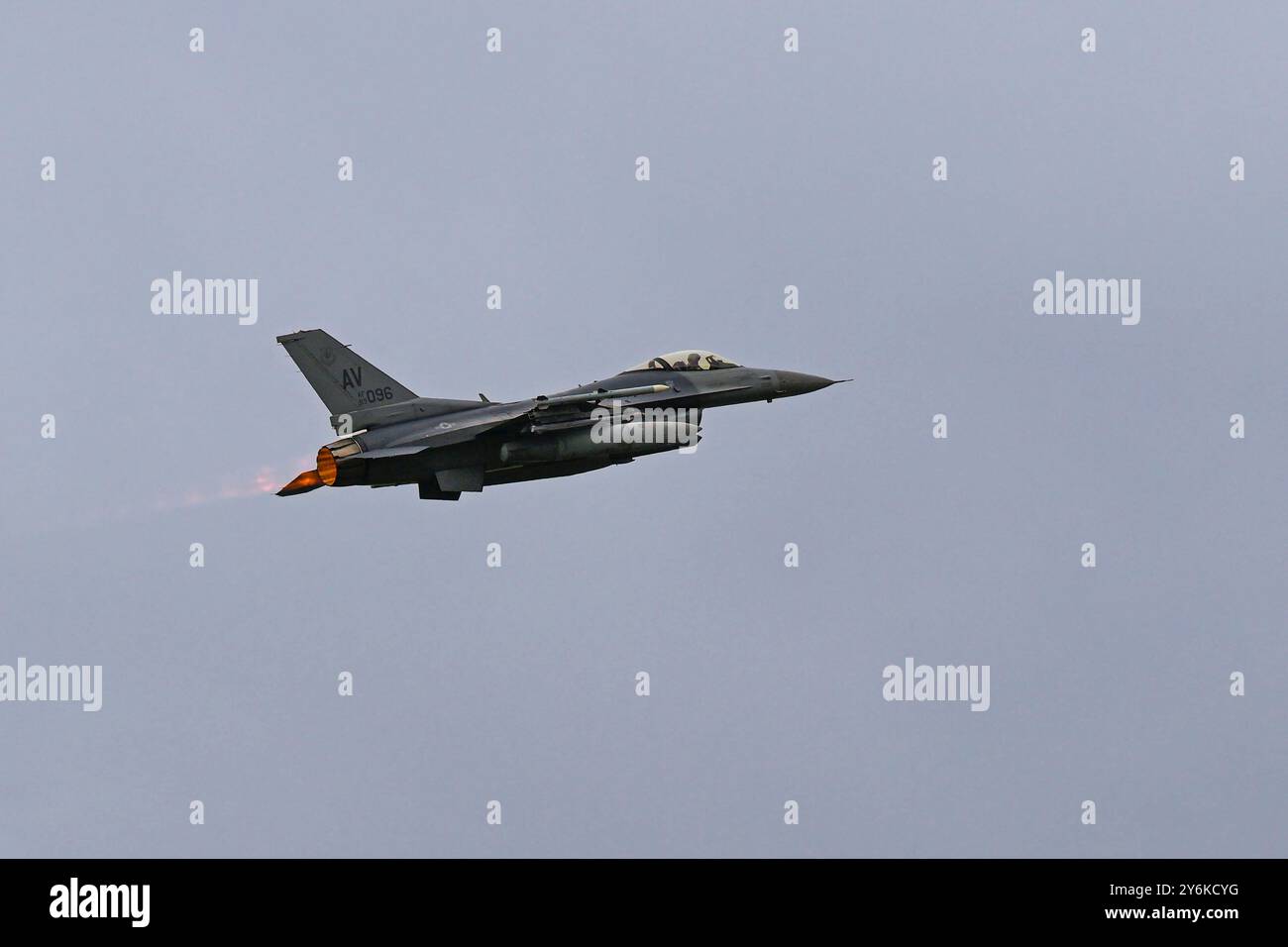 A U.S. Air Force F-16 Fighting Falcon assigned to the 31st Fighter Wing ...