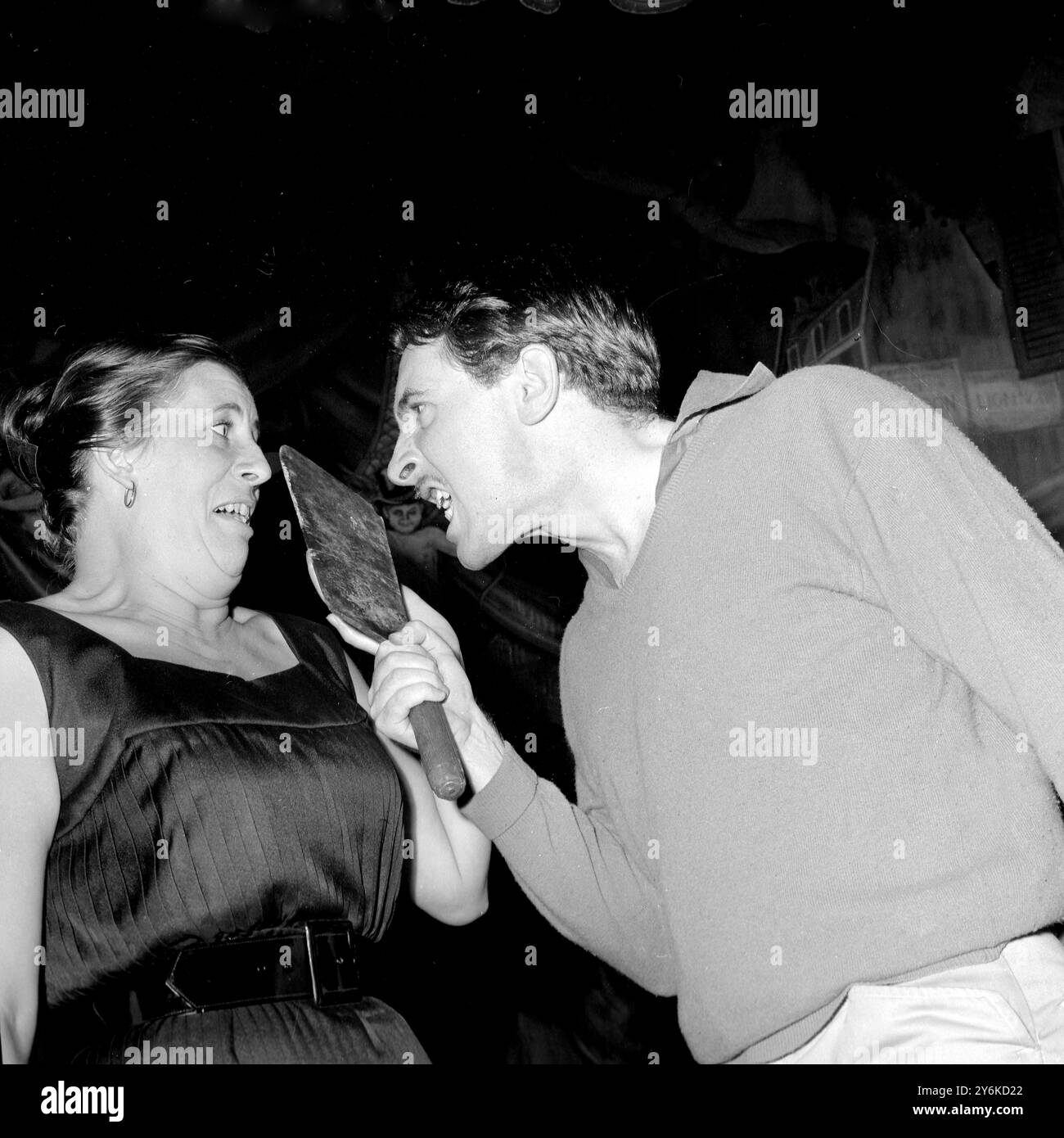 Robert Stephens and Jennifer Wallace rehearse a scene from The Kitchen ...