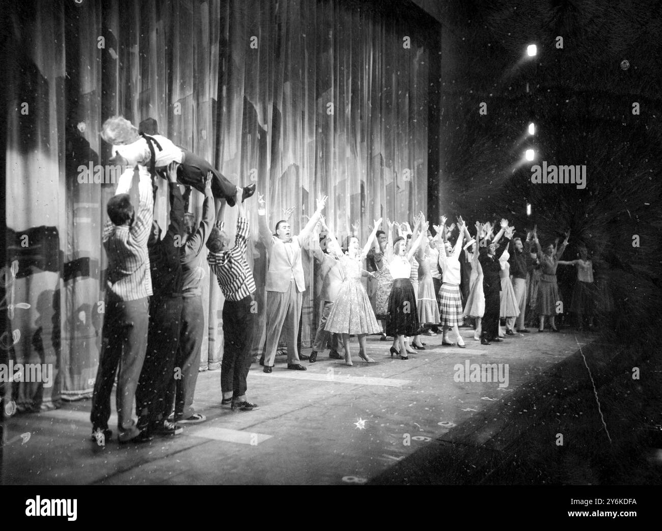 First line up musical hi-res stock photography and images - Alamy