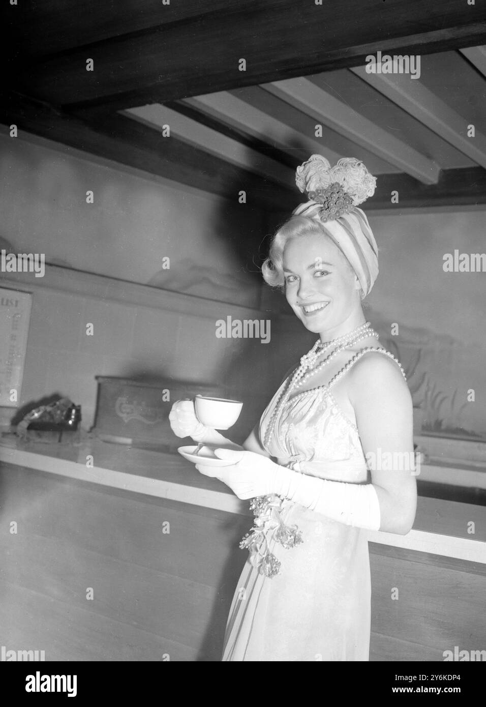 Shirley eaton actress hi-res stock photography and images - Alamy