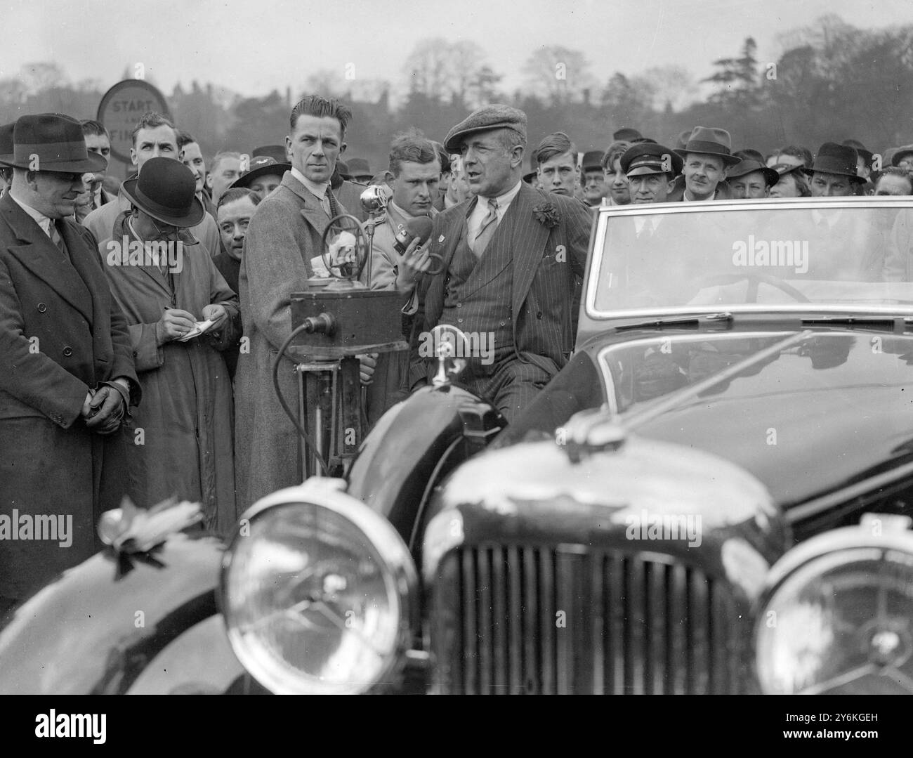 Crystal Palace - Earl Howe speaking at the opening of the Road Racing ...