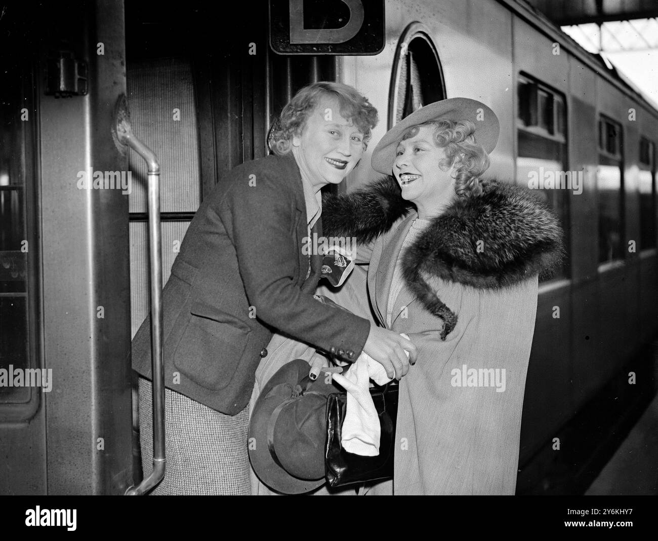 At Waterloo Station - The Duncan Sisters - Vivian (right) bids goodbye ...