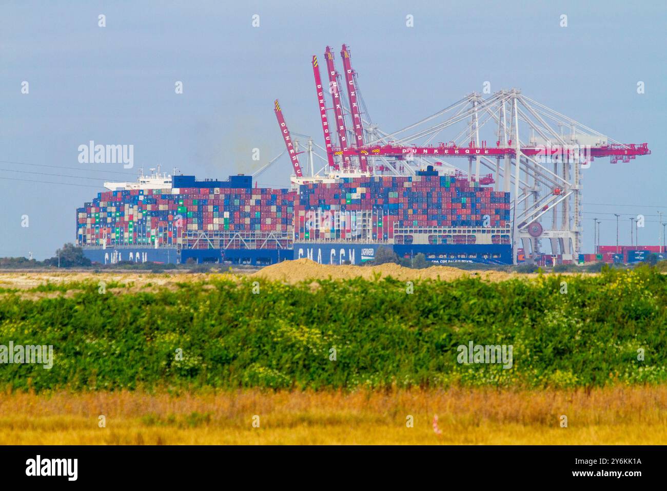 France, Nord, Dunkirk, Port, Container ship. Terminal des Flandres ...