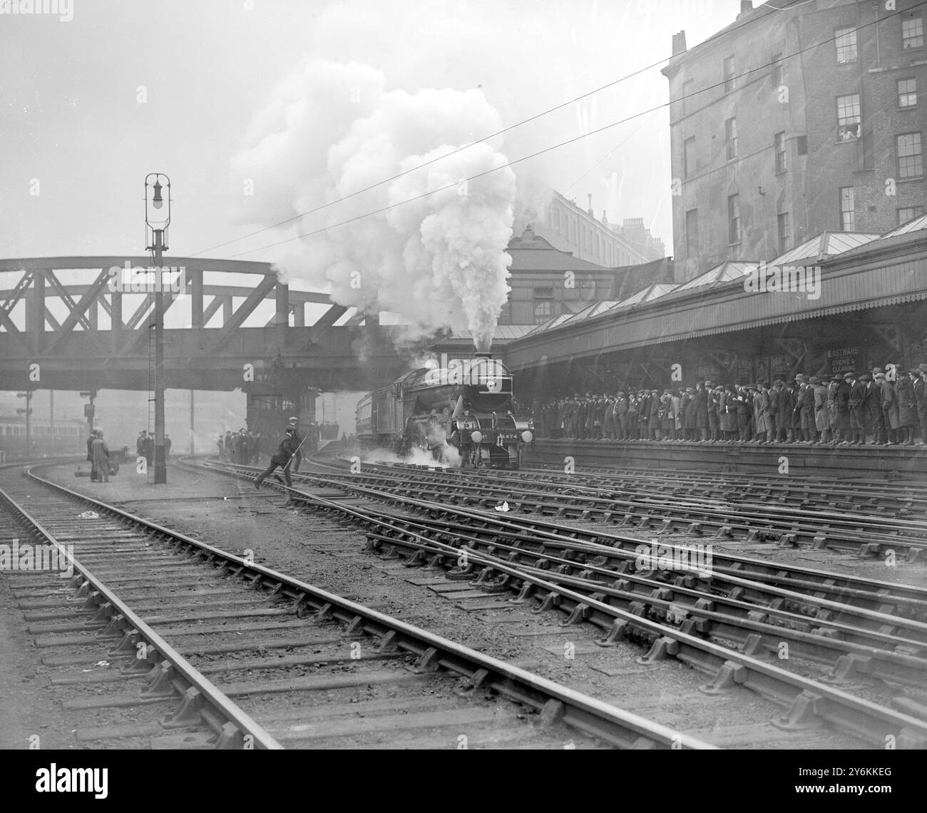 The London and North Eastern Railway "Flying Fox" leaving Paddington ...