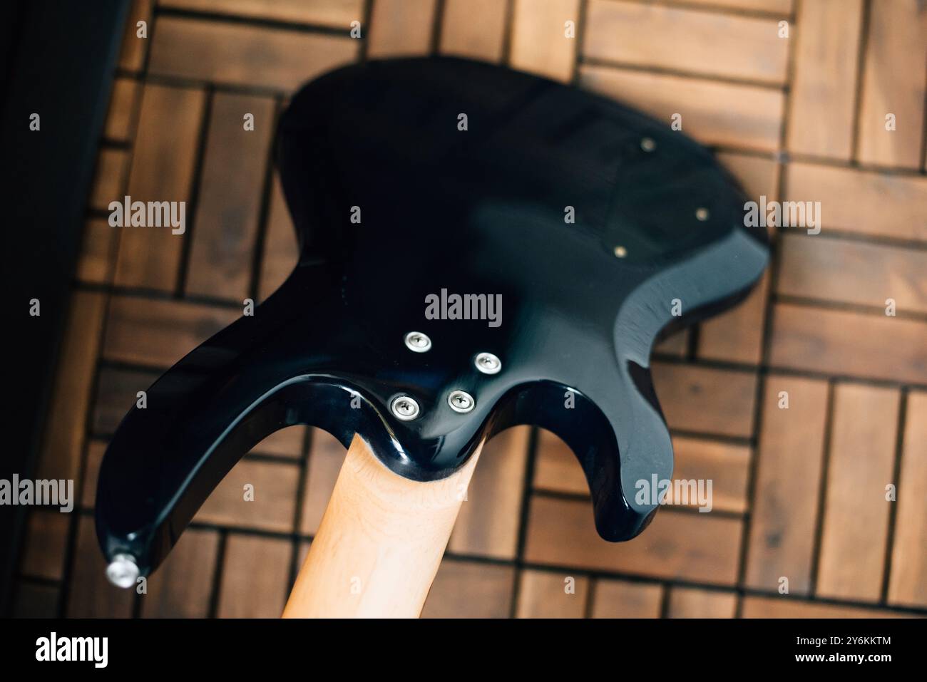 Back view electric guitar isolated hi-res stock photography and images ...