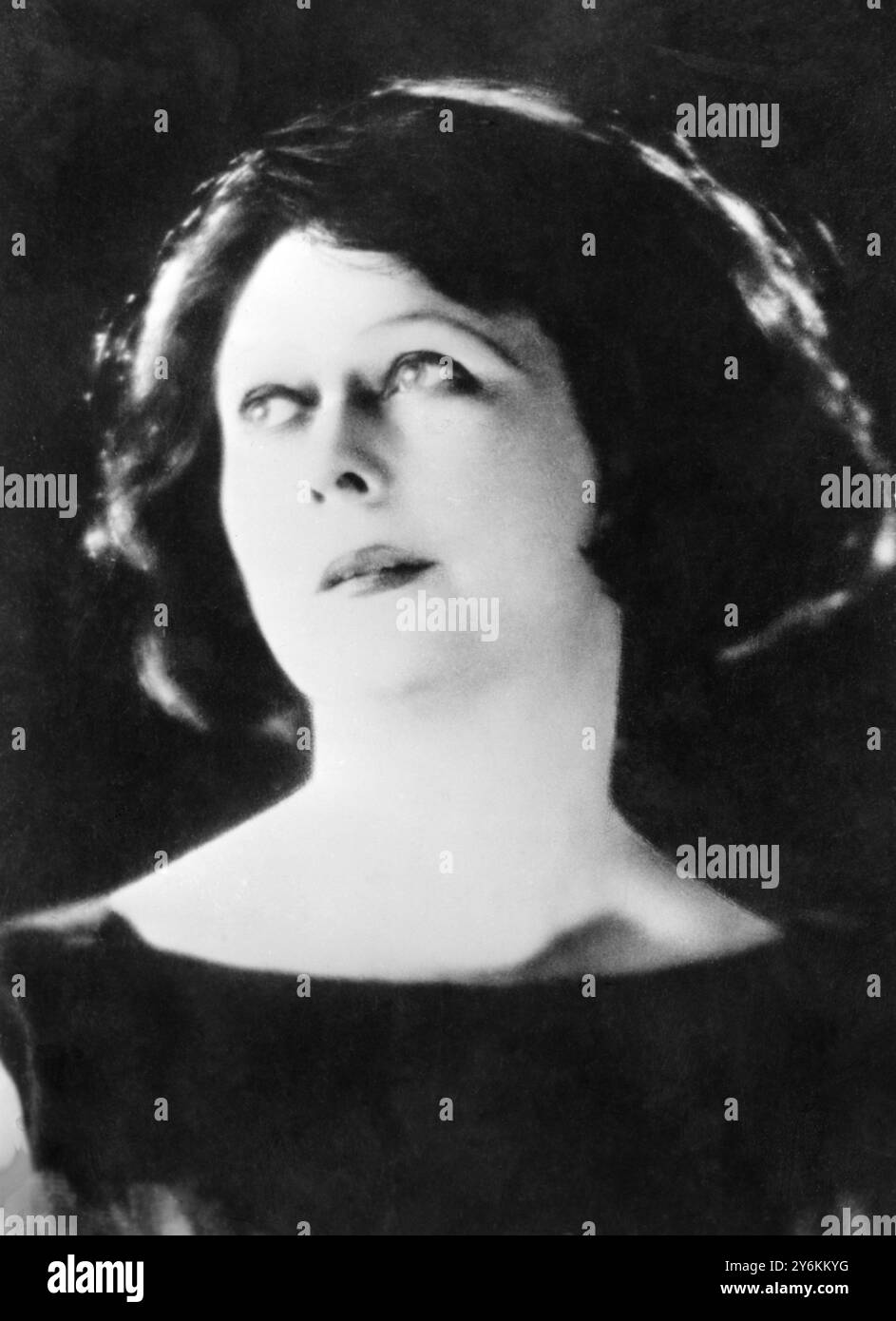 Isadora Duncan (27 May 1877 - 14 September 1927) was an American dancer ...