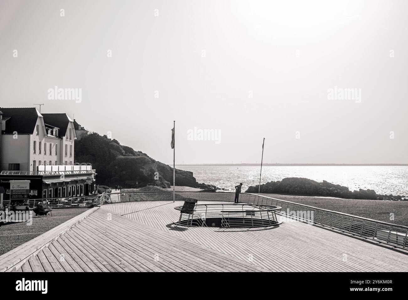 Statue jacques tati overlooking beach hi-res stock photography and ...