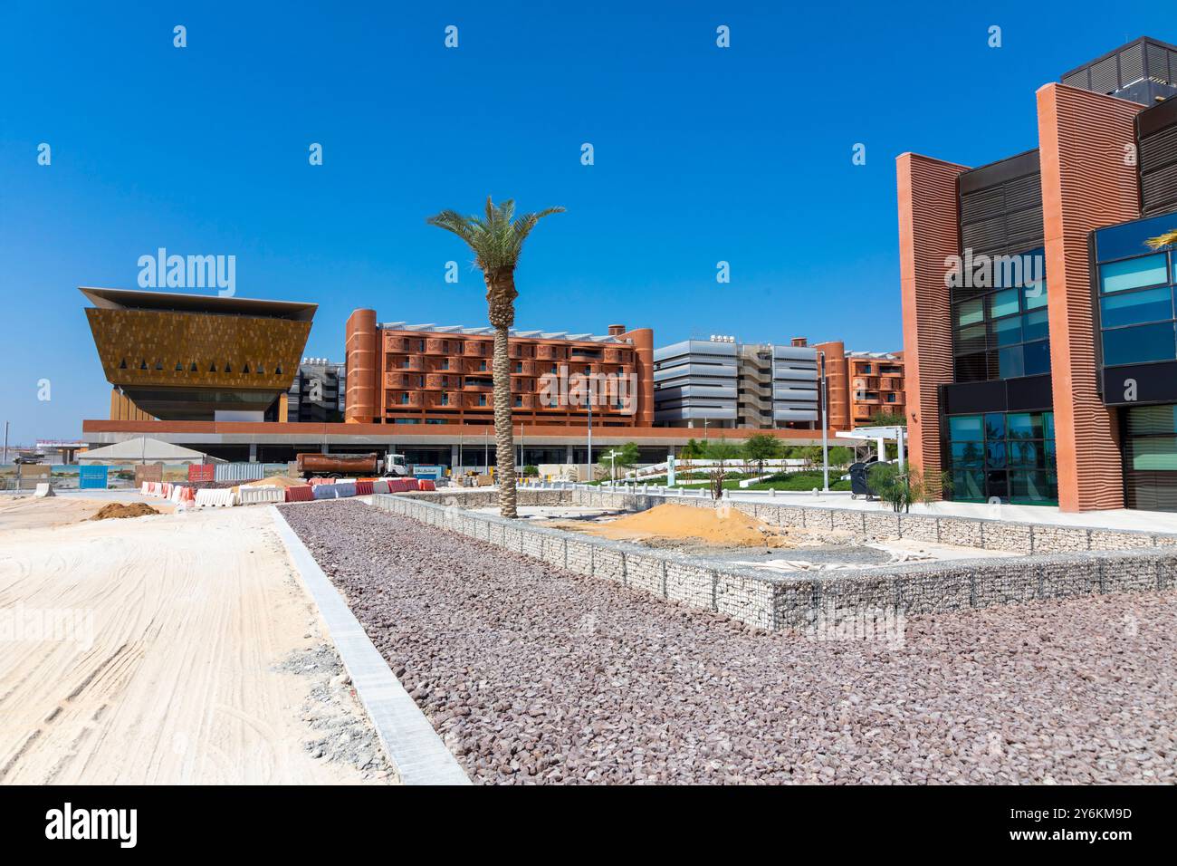 United Arab Emirates, Abu Dhabi, Masdar City, renewable energy ecocity ...