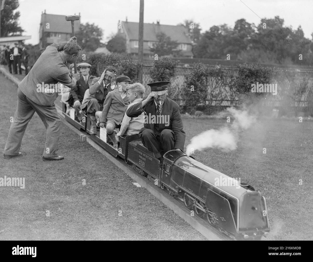 This model train was an attraction at the S.R. Gardeners Show at the ...
