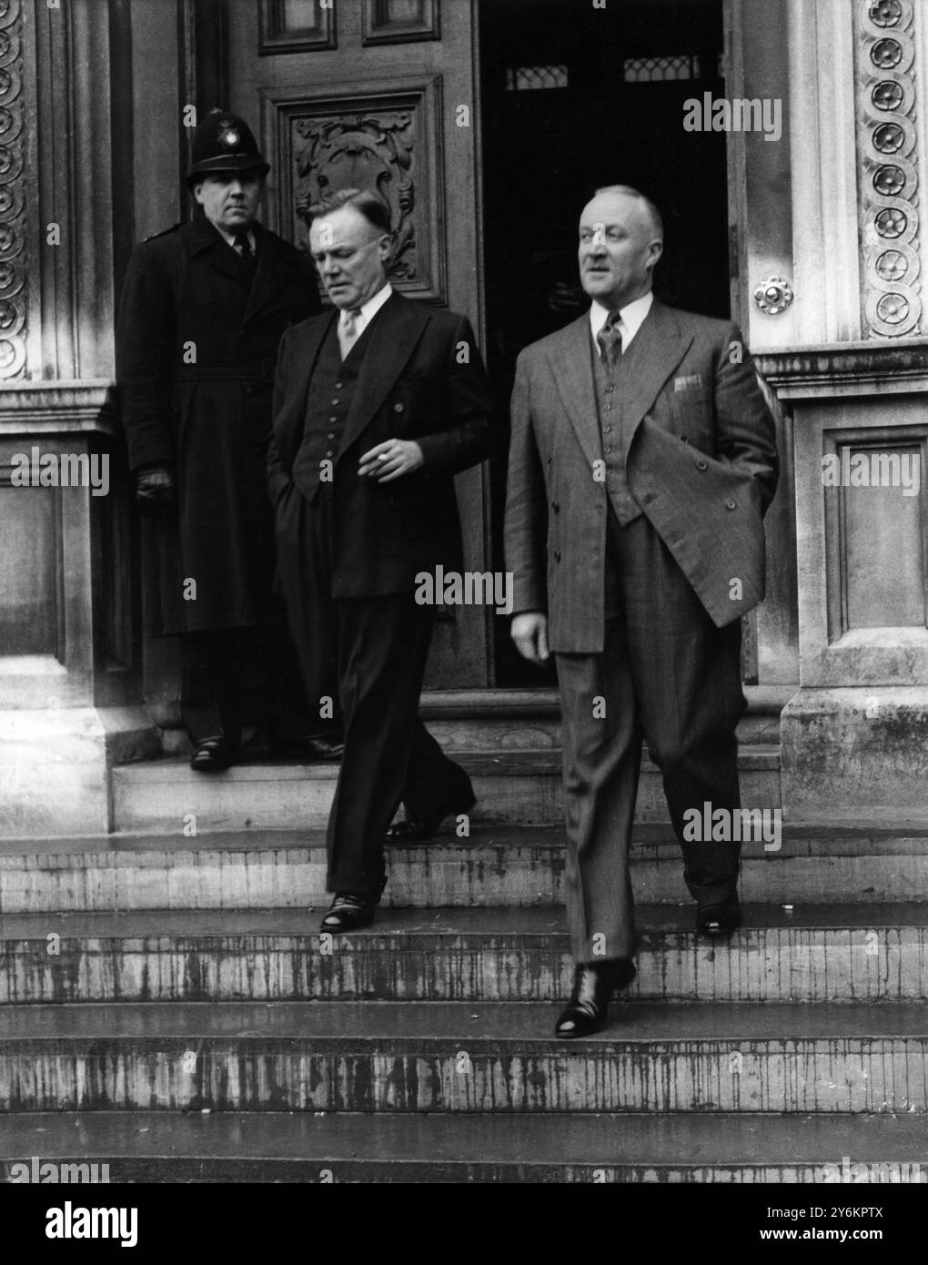 The trial of Dr John Bodkin Adams opens at the Central Criminal Court ...