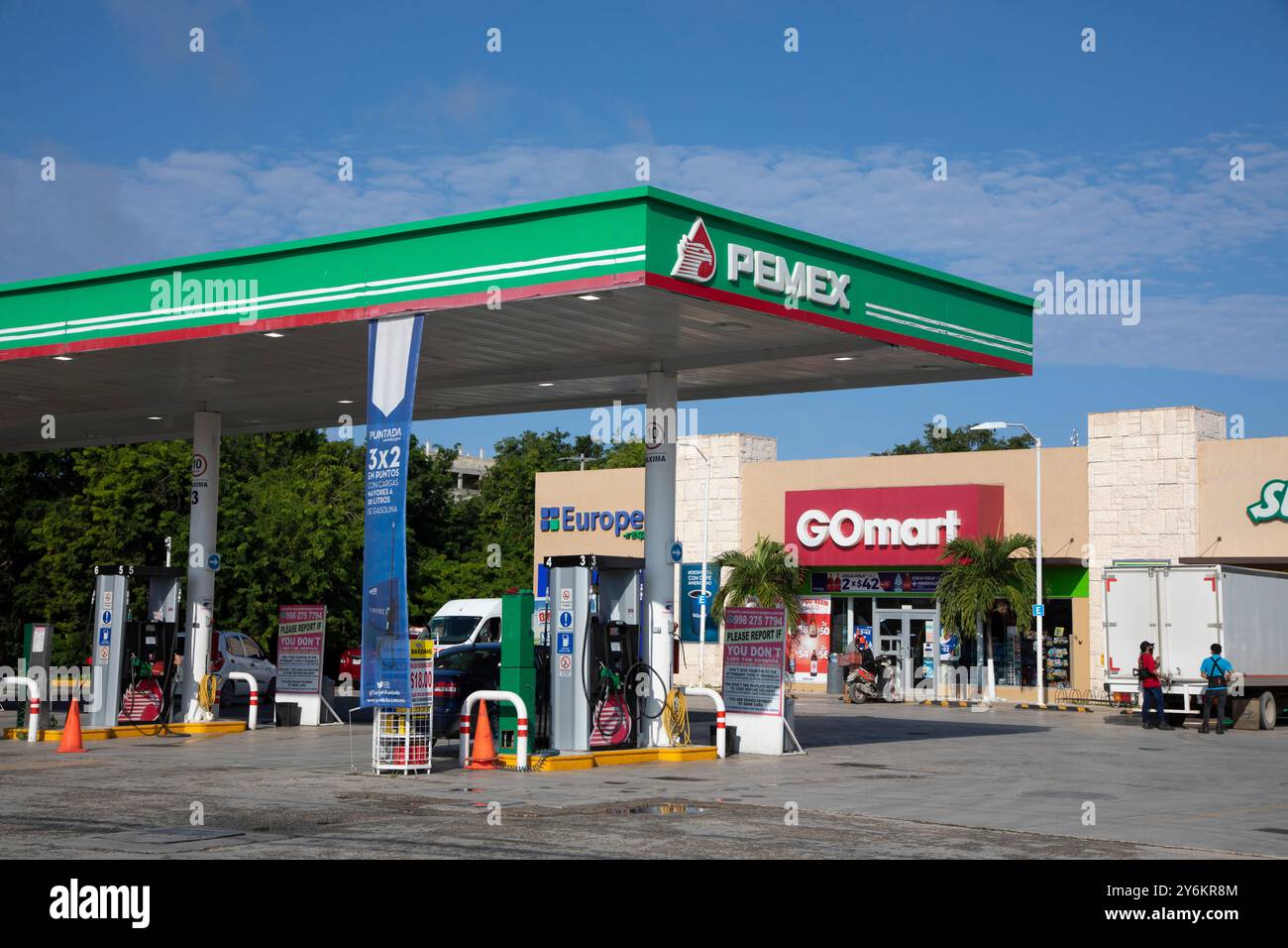 Mexico, Quintana Roo, Tulum, Pemex gas station Stock Photo - Alamy