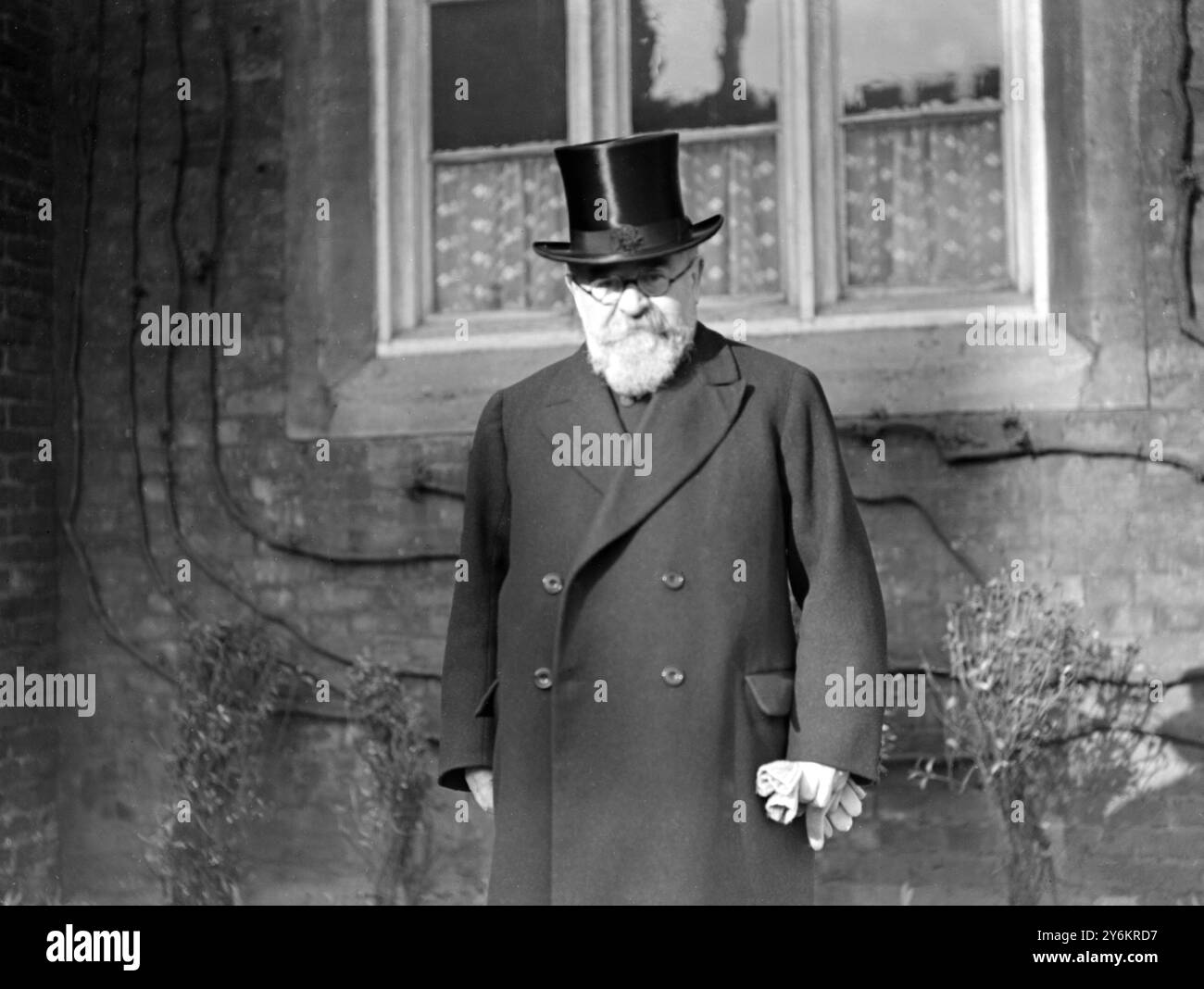 Palestine Conference at St James Palace. Dr Hertz, The Chief Rabbi. 7 ...