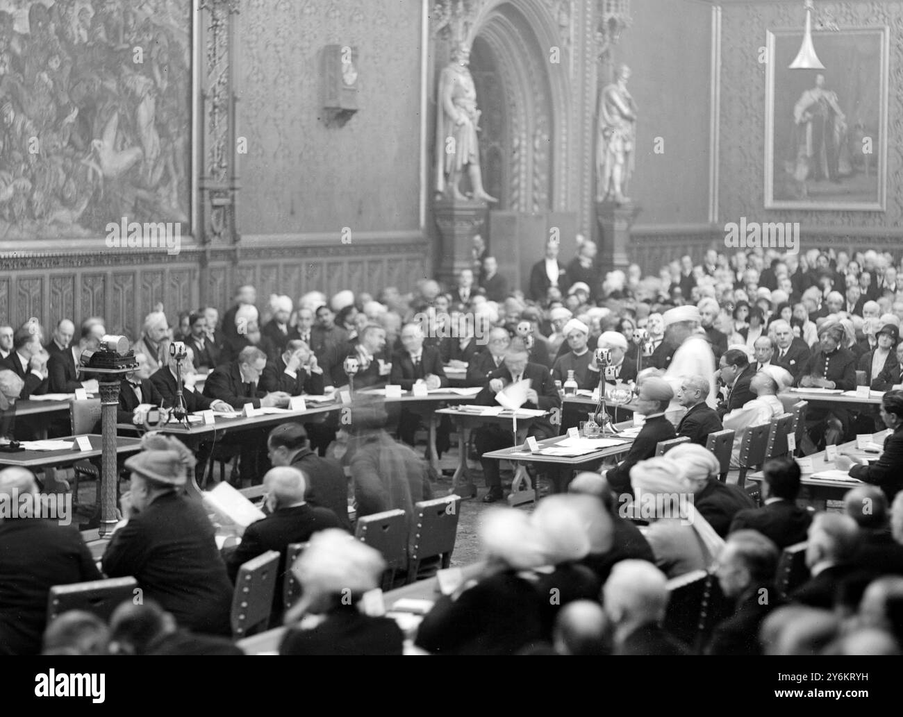 The Indian Round Table Conference London 1930 Stock Photo - Alamy