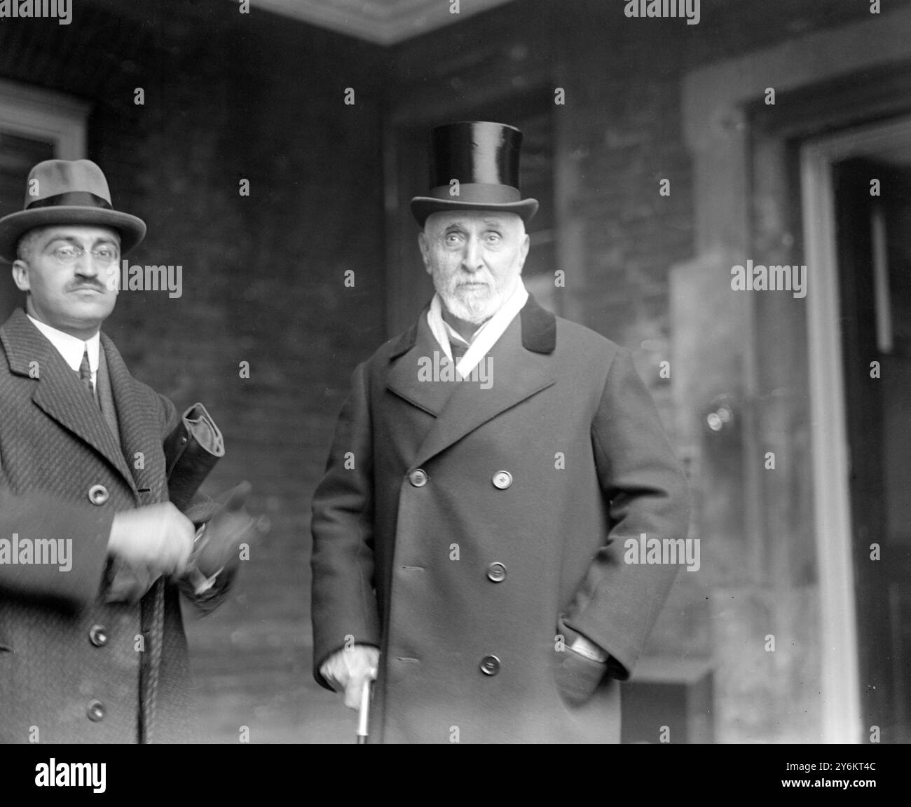 Allies Conference At St James Palace. Tewfik pasha. 1921 Stock Photo ...