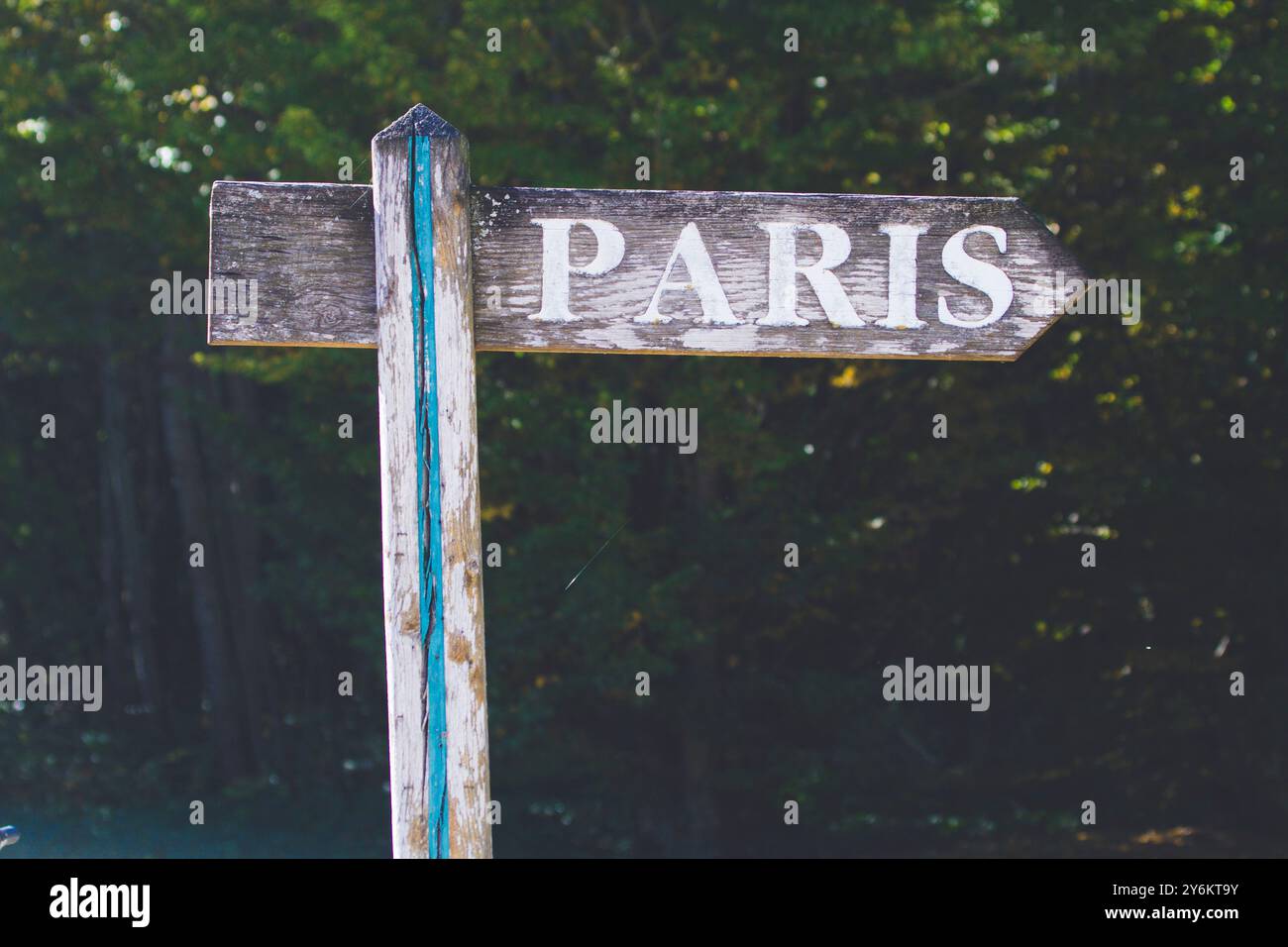 Old company sign sun hi-res stock photography and images - Alamy