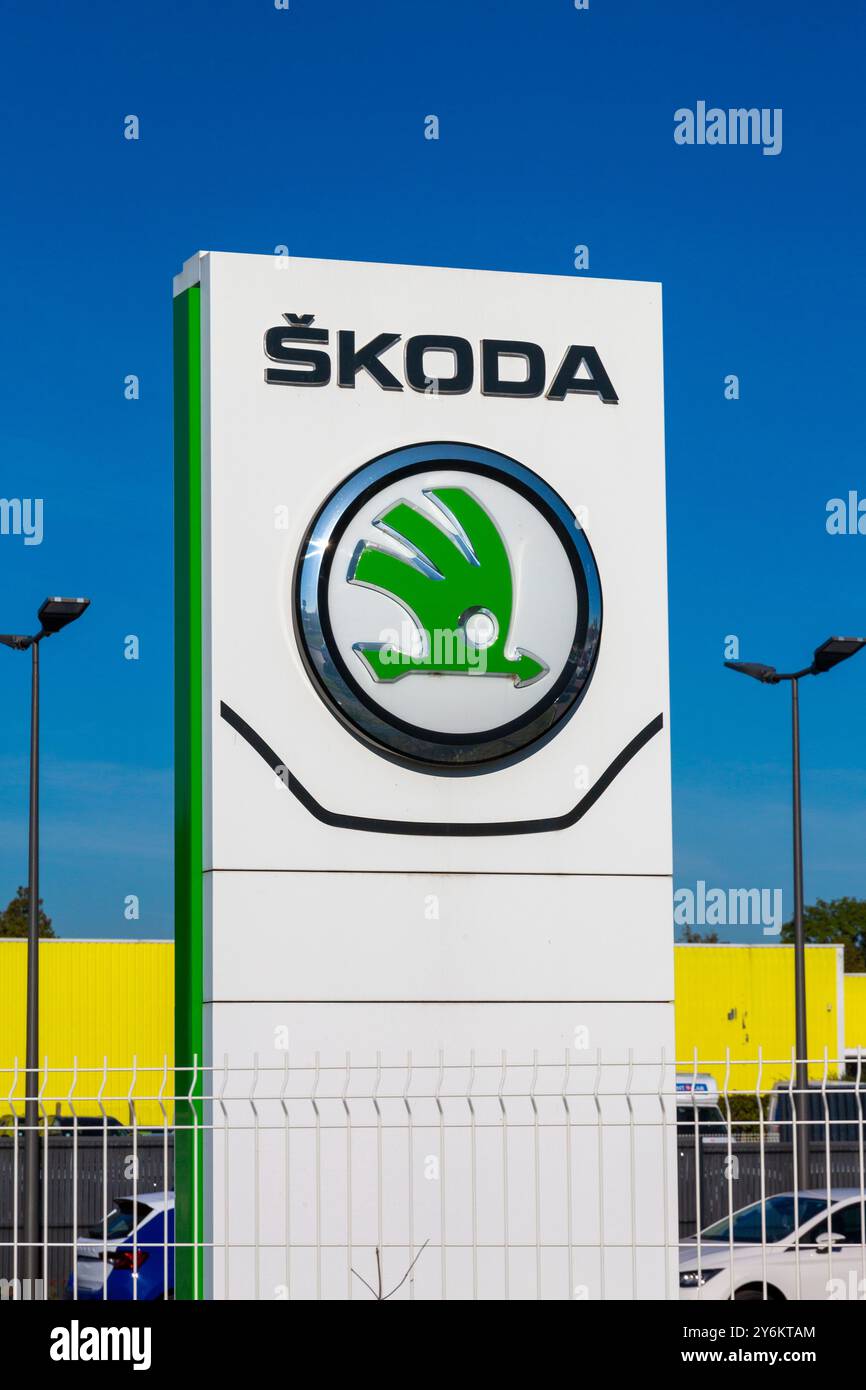 Skoda company sign Stock Photo - Alamy