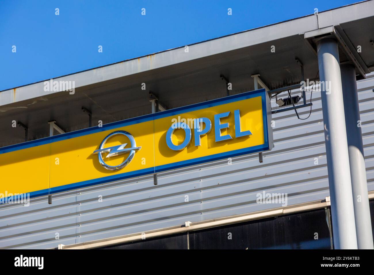 Opel company sign Stock Photo - Alamy