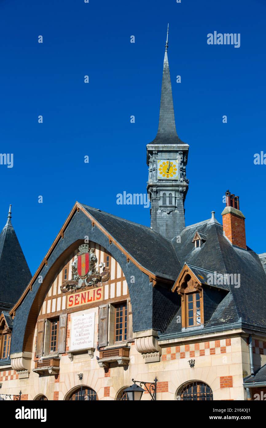 Former sncf station hi-res stock photography and images - Alamy