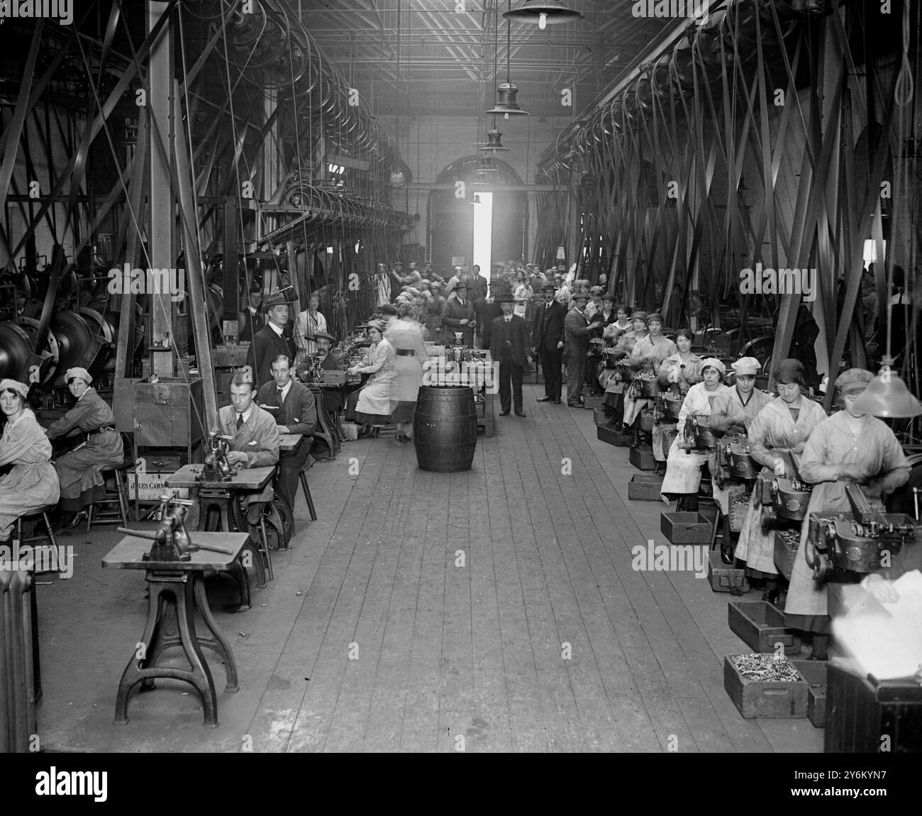 Ammunition factory world war i hi-res stock photography and images - Alamy
