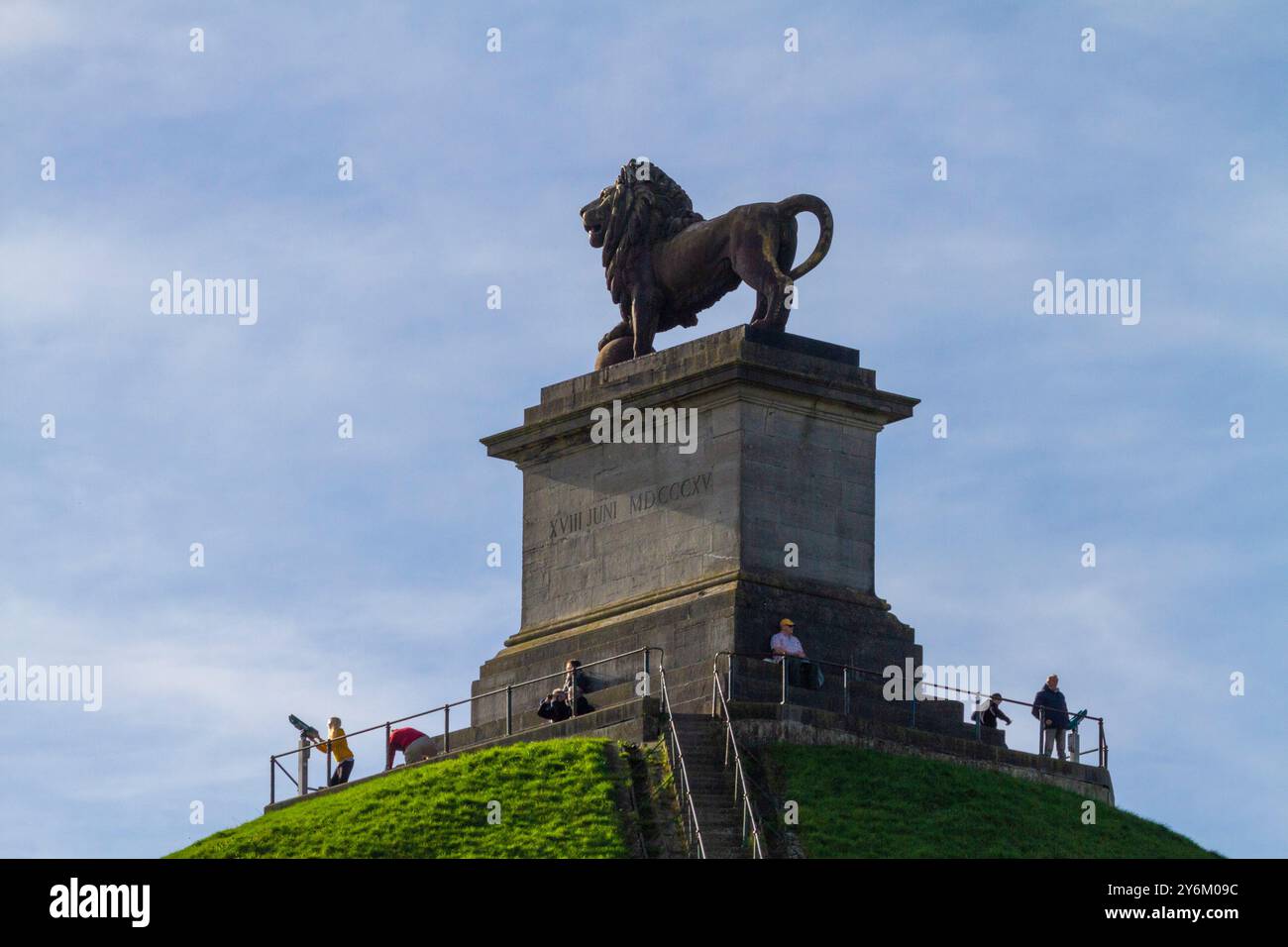 Waterloo lion statue hi-res stock photography and images - Alamy