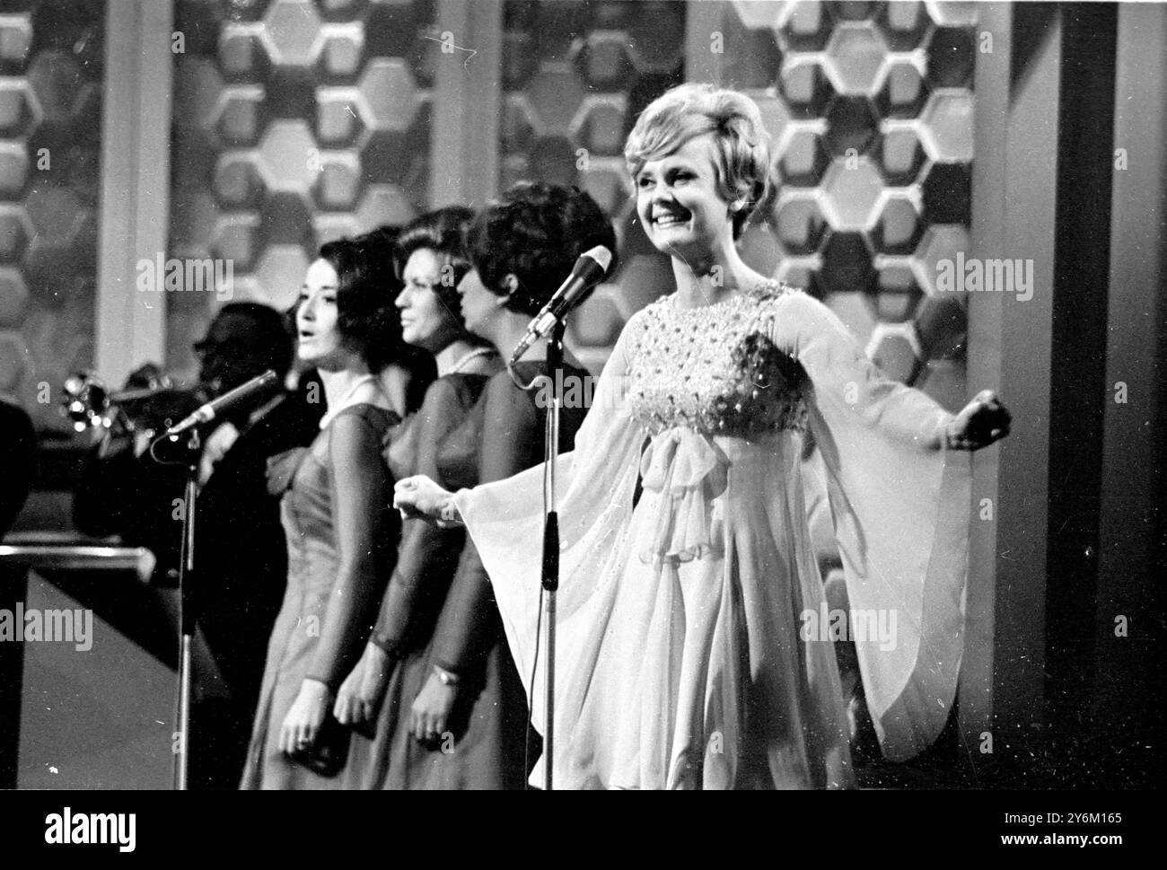 Vienna: German Inge Bruck seen singing during the 1967 Eurovision Song ...